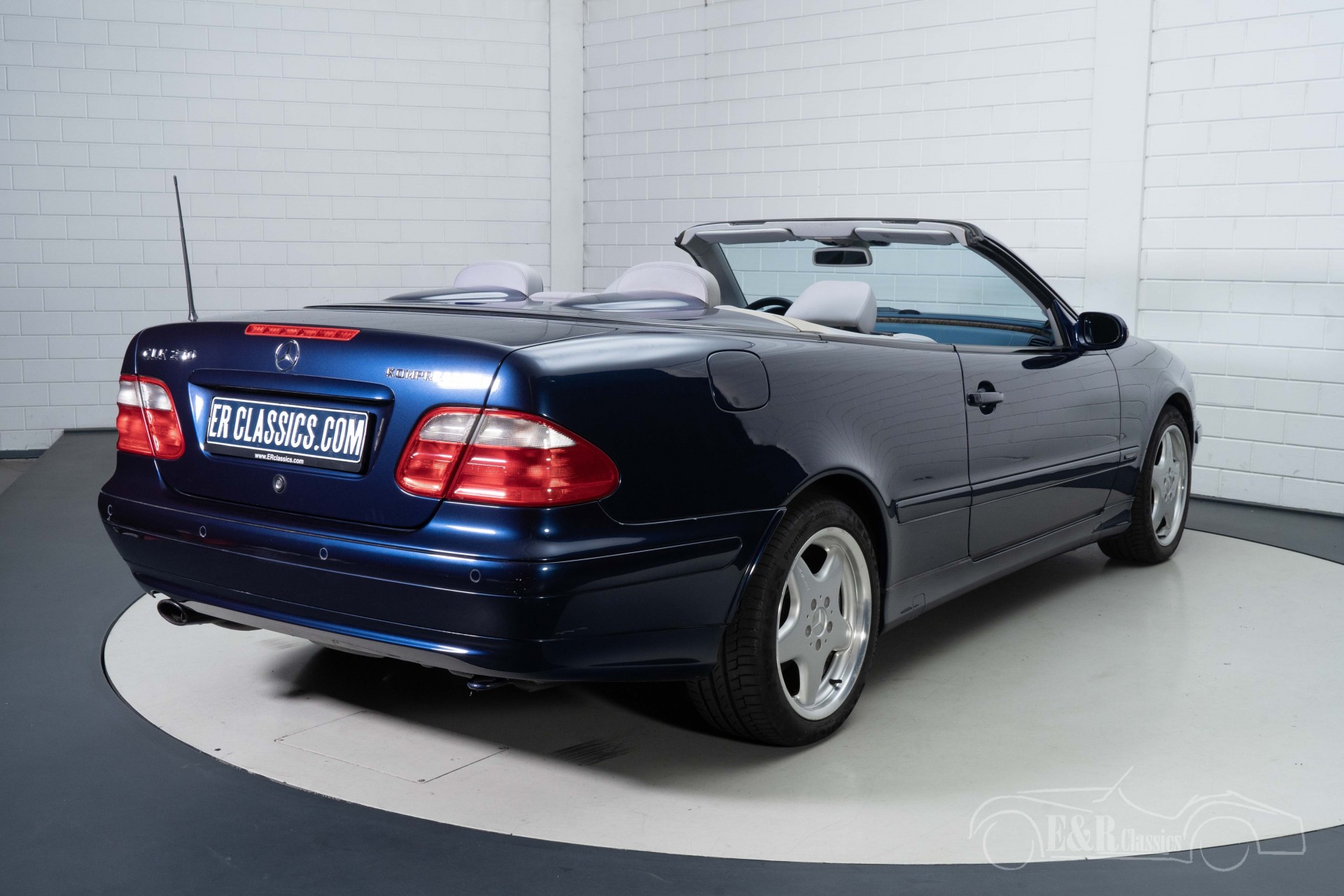 Mercedes-Benz CLK 230 cabriolet for sale at ERclassics