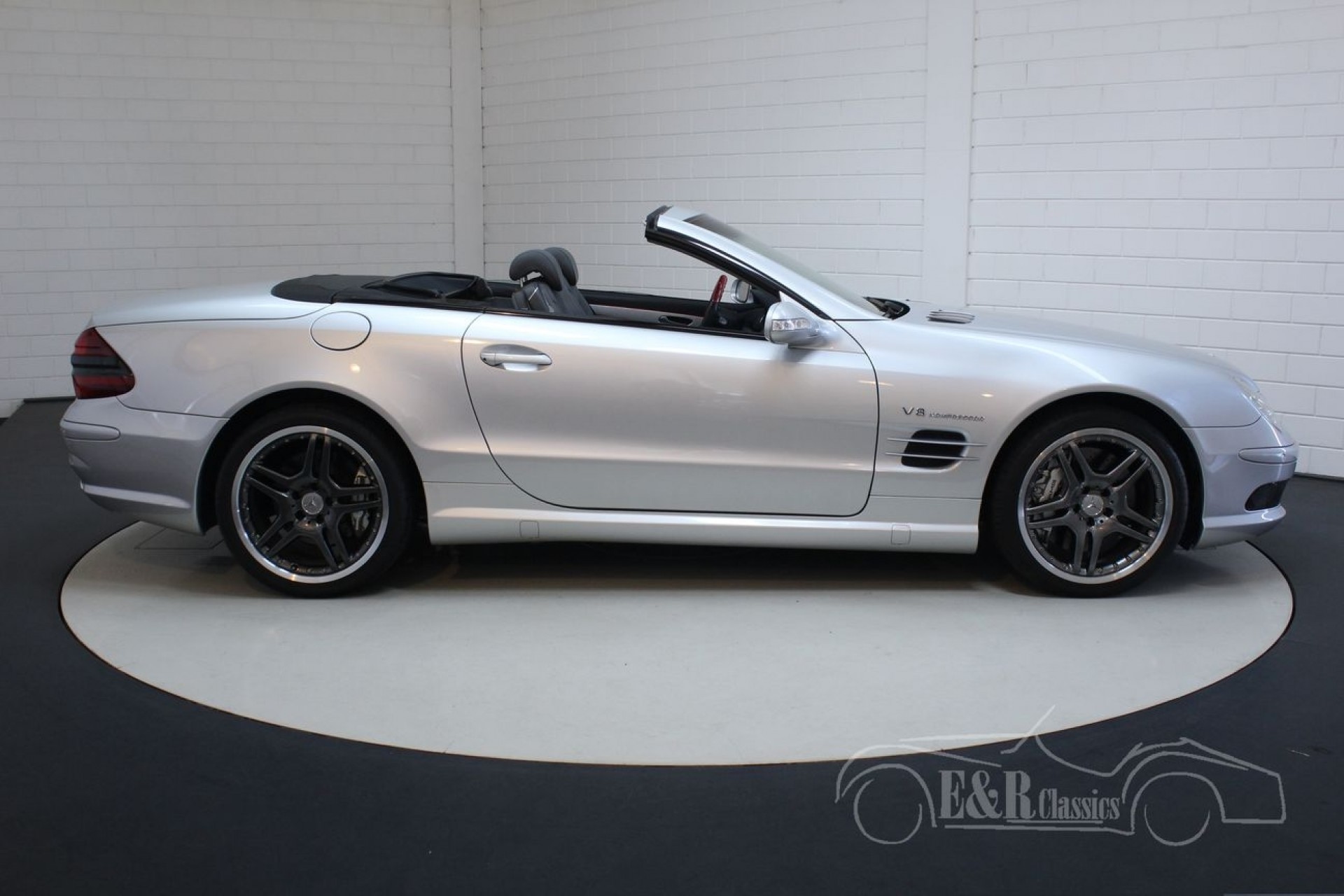 Mercedes-Benz SL 55 AMG 2003 for sale at ERclassics