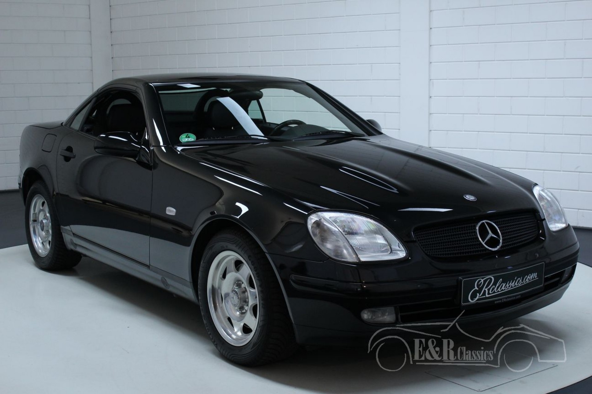Mercedes-Benz SLK200 1999 29,700 KM demonstrable for sale at ERclassics