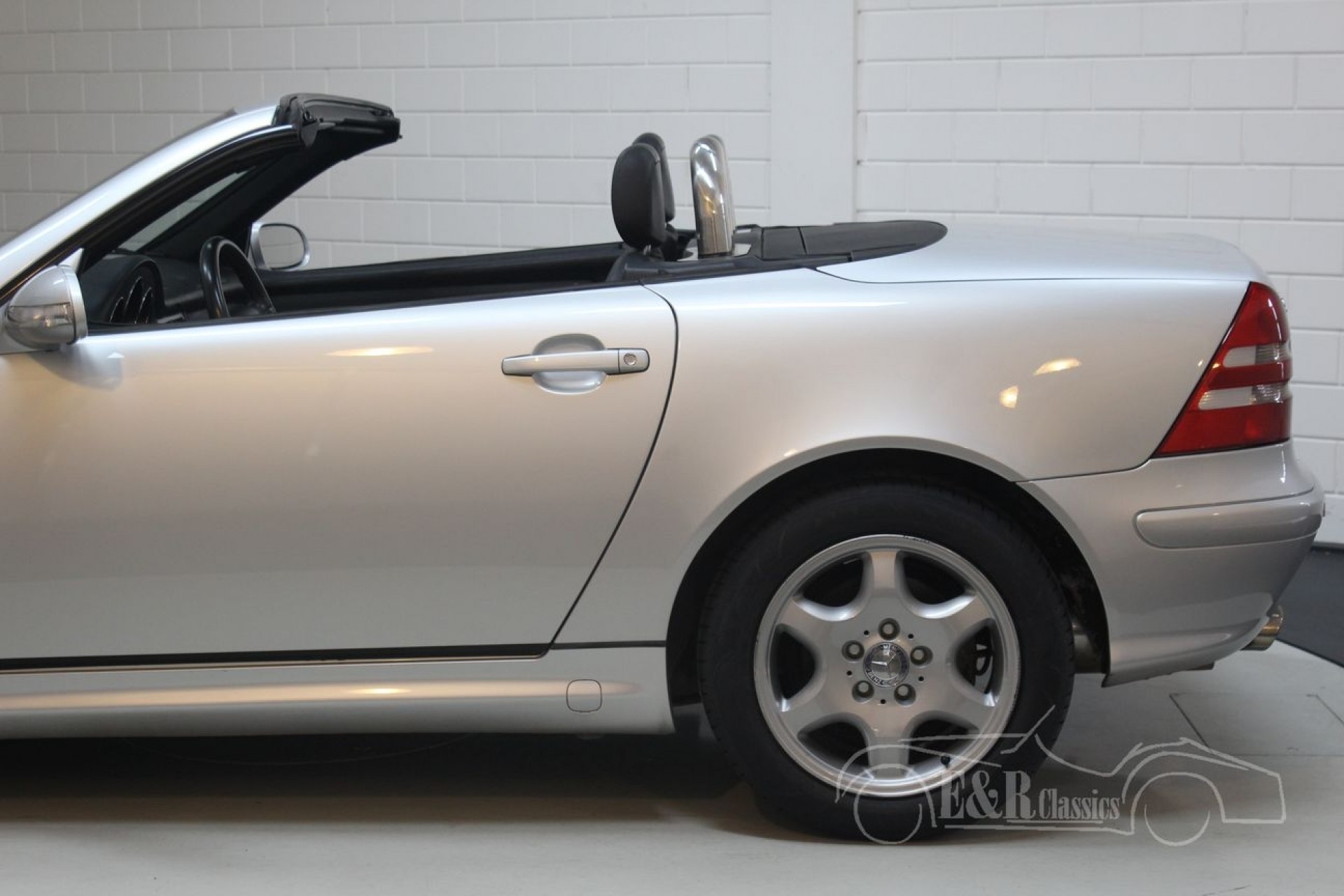 Mercedes-Benz SLK200 2000 for sale at ERclassics