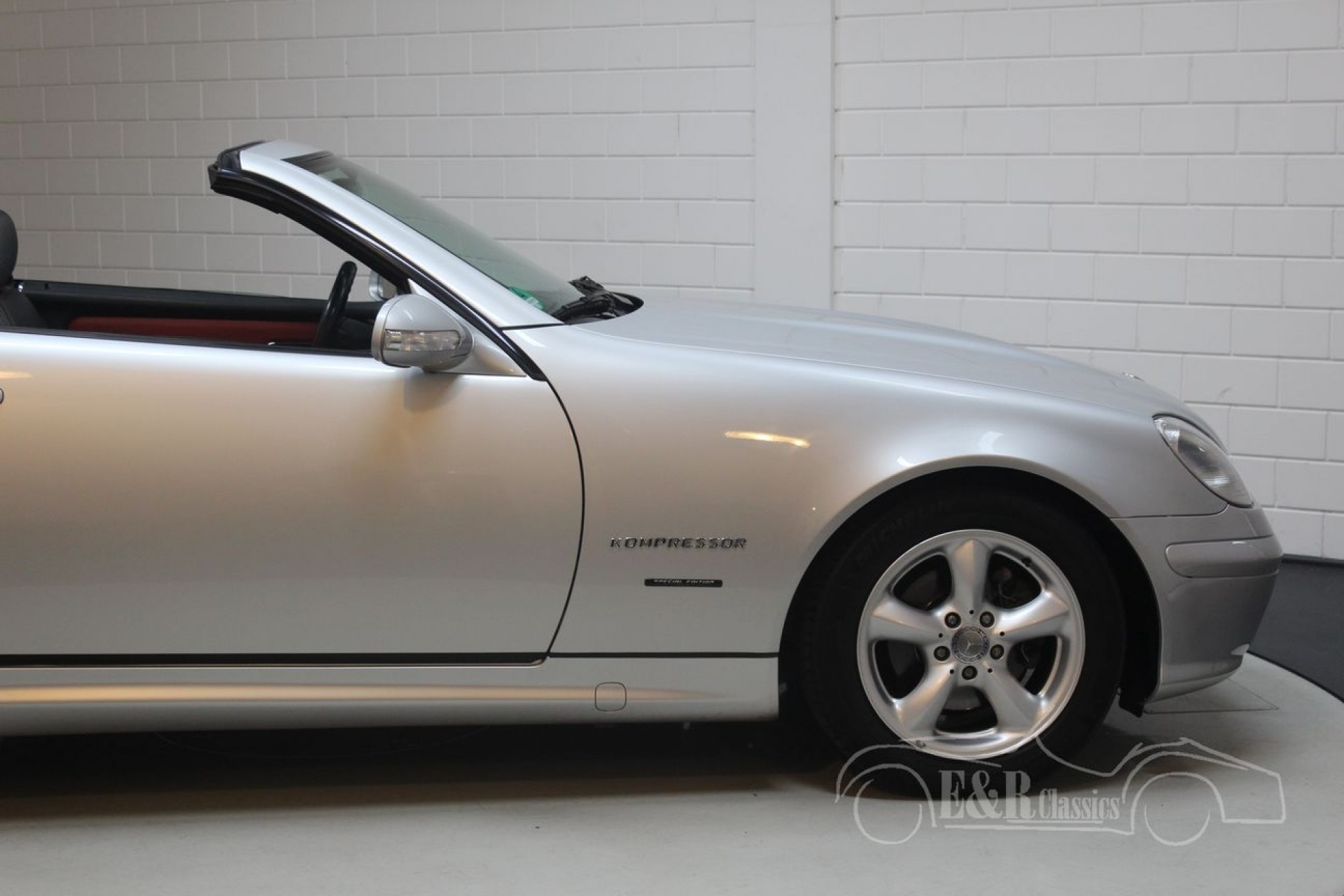 Mercedes-Benz SLK 200 2002 for sale at ERclassics