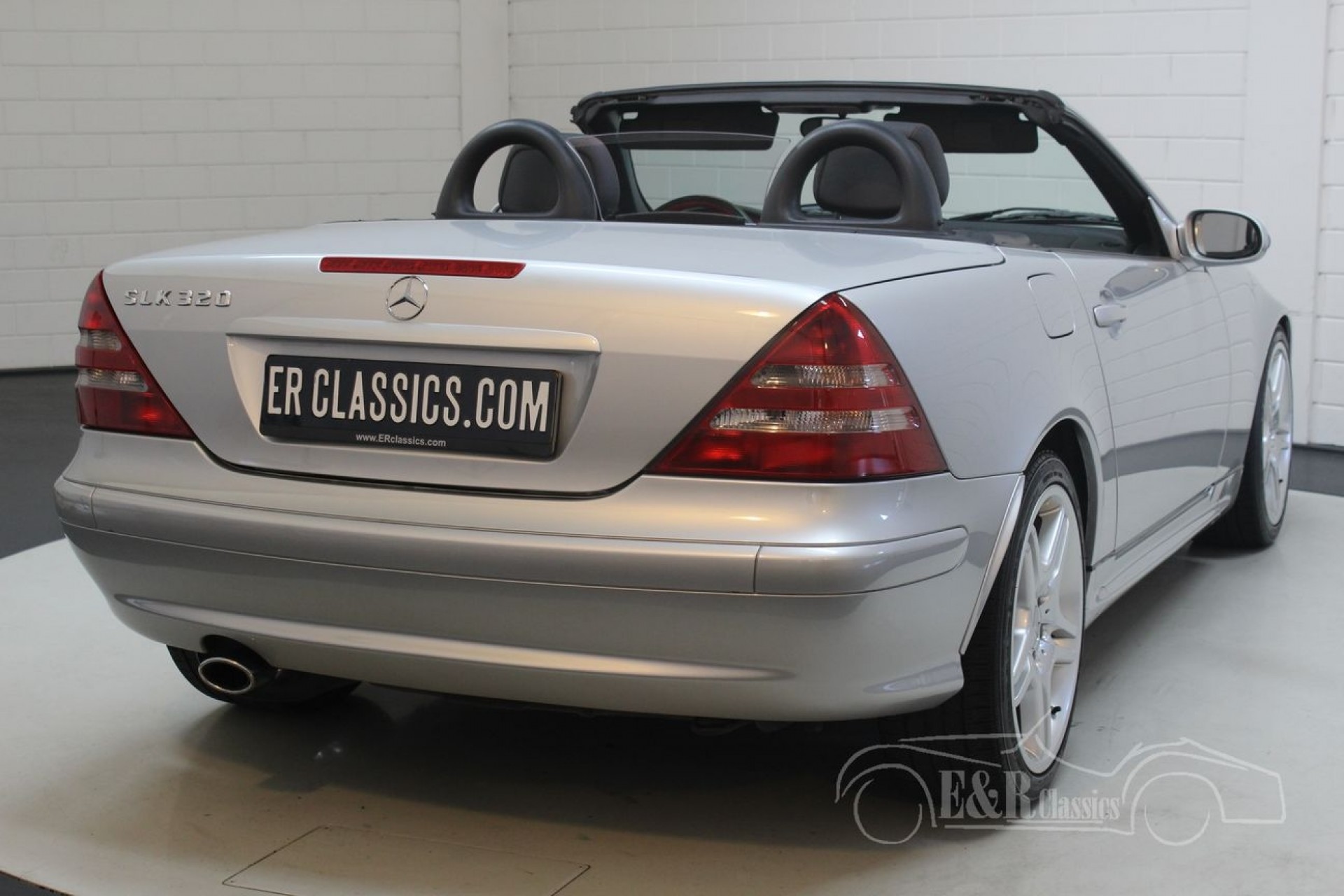 Mercedes-Benz SLK 320 V6 2003 for sale at ERclassics
