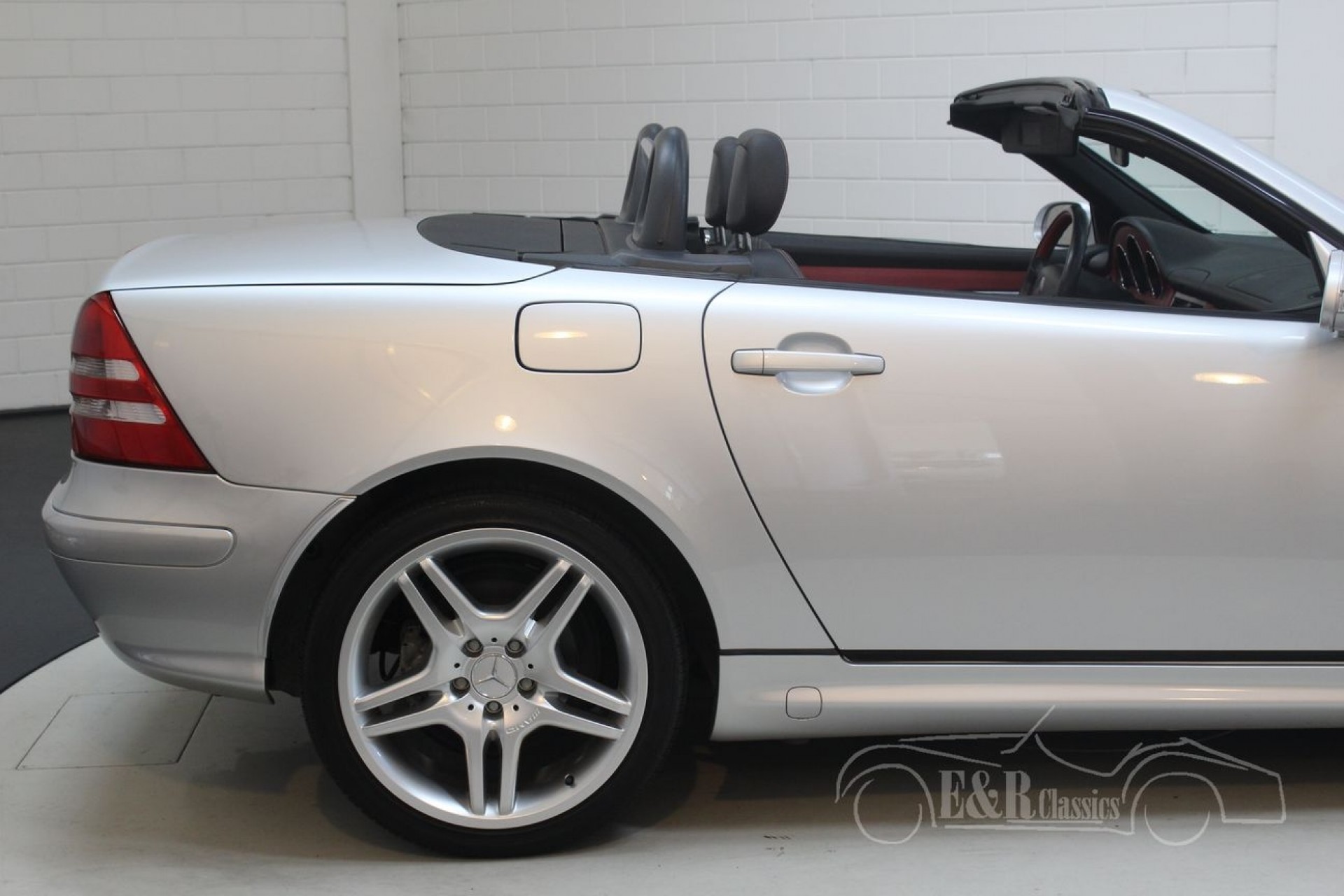 Mercedes-Benz SLK 320 V6 2003 for sale at ERclassics