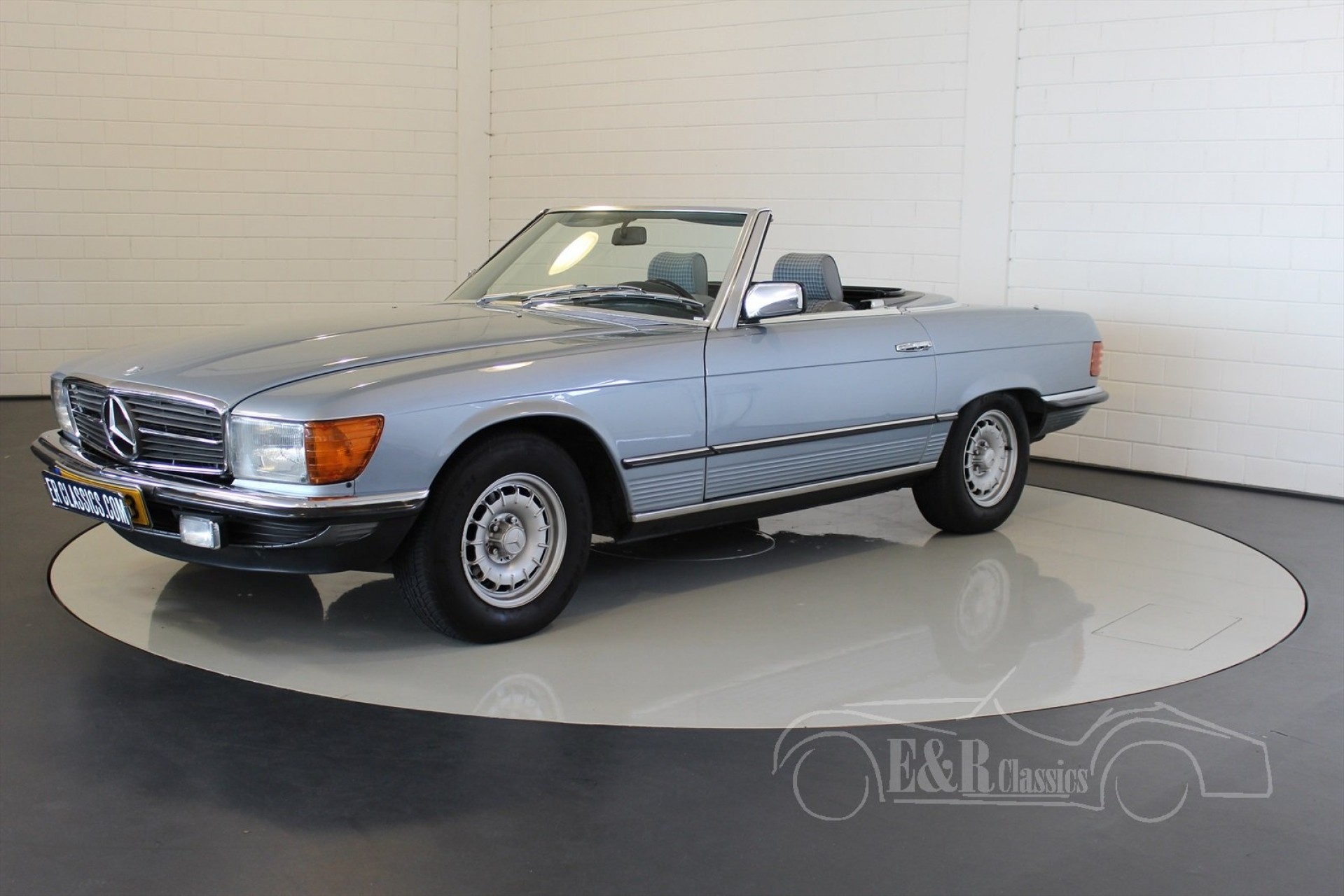 Mercedes-Benz 280 SL Cabriolet 1983 for sale at ERclassics