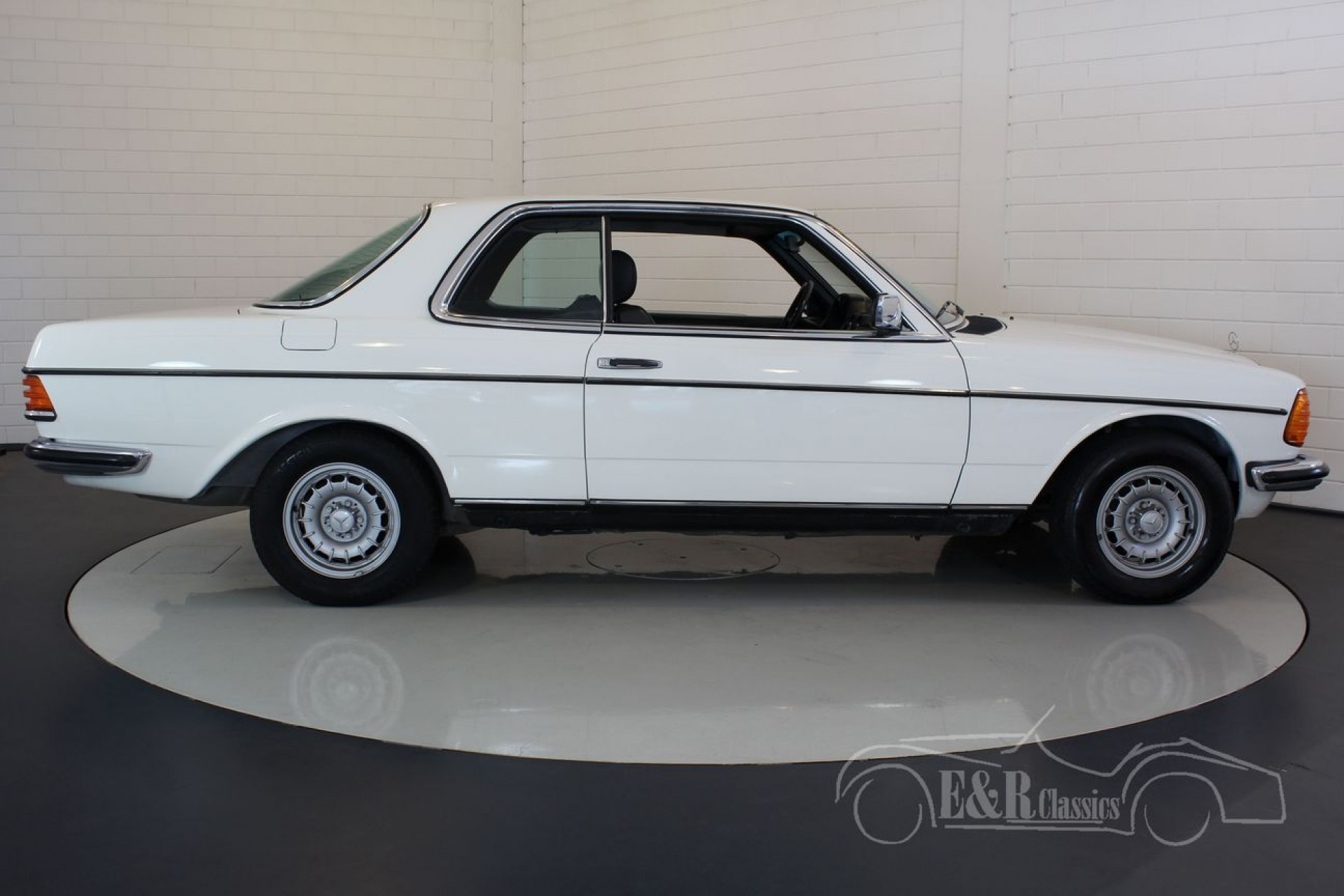 Mercedes-Benz 280 CE (W123) 1983 in vendita a Erclassics