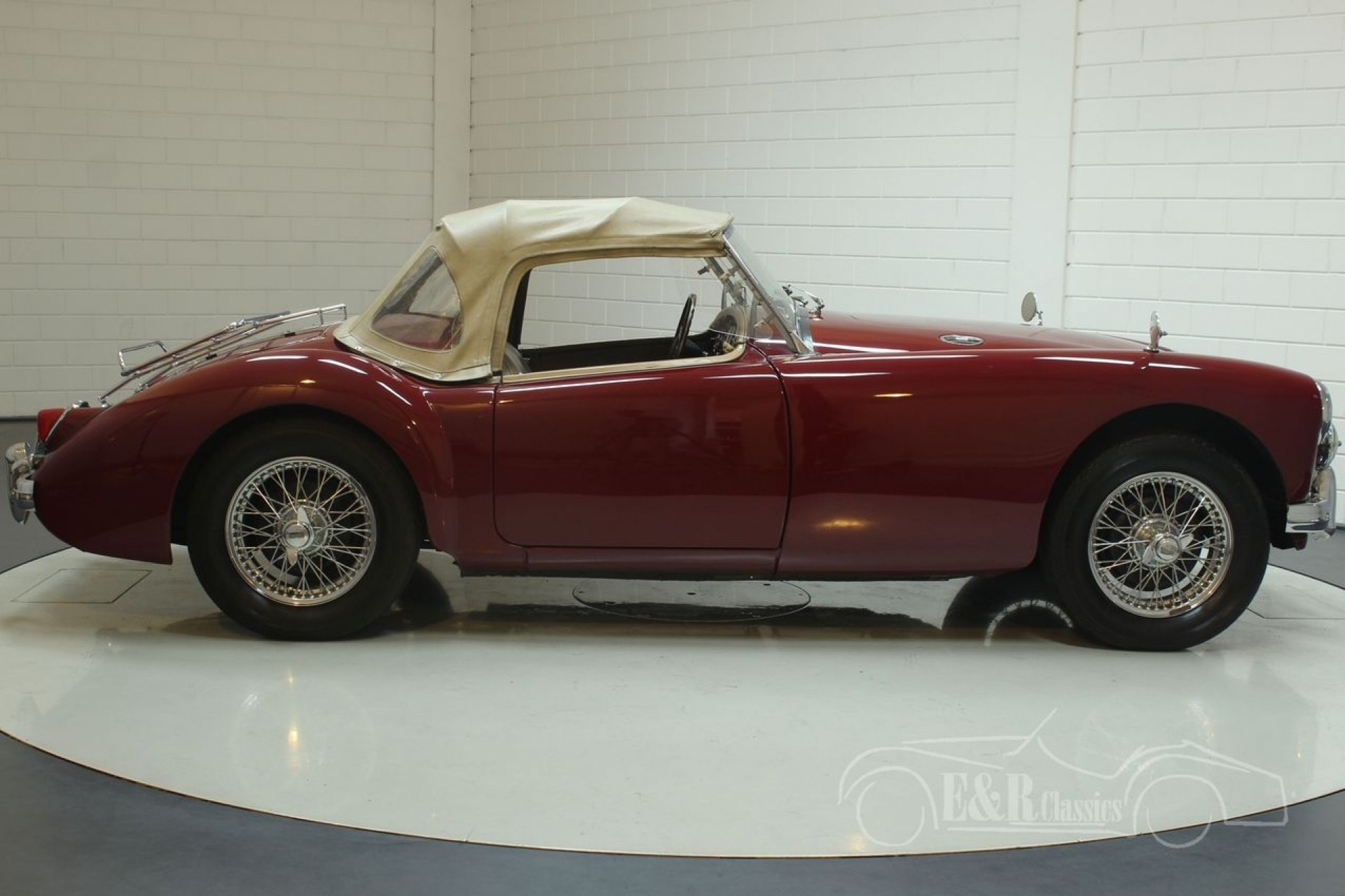 MGA Cabriolet 1960 for sale at Erclassics