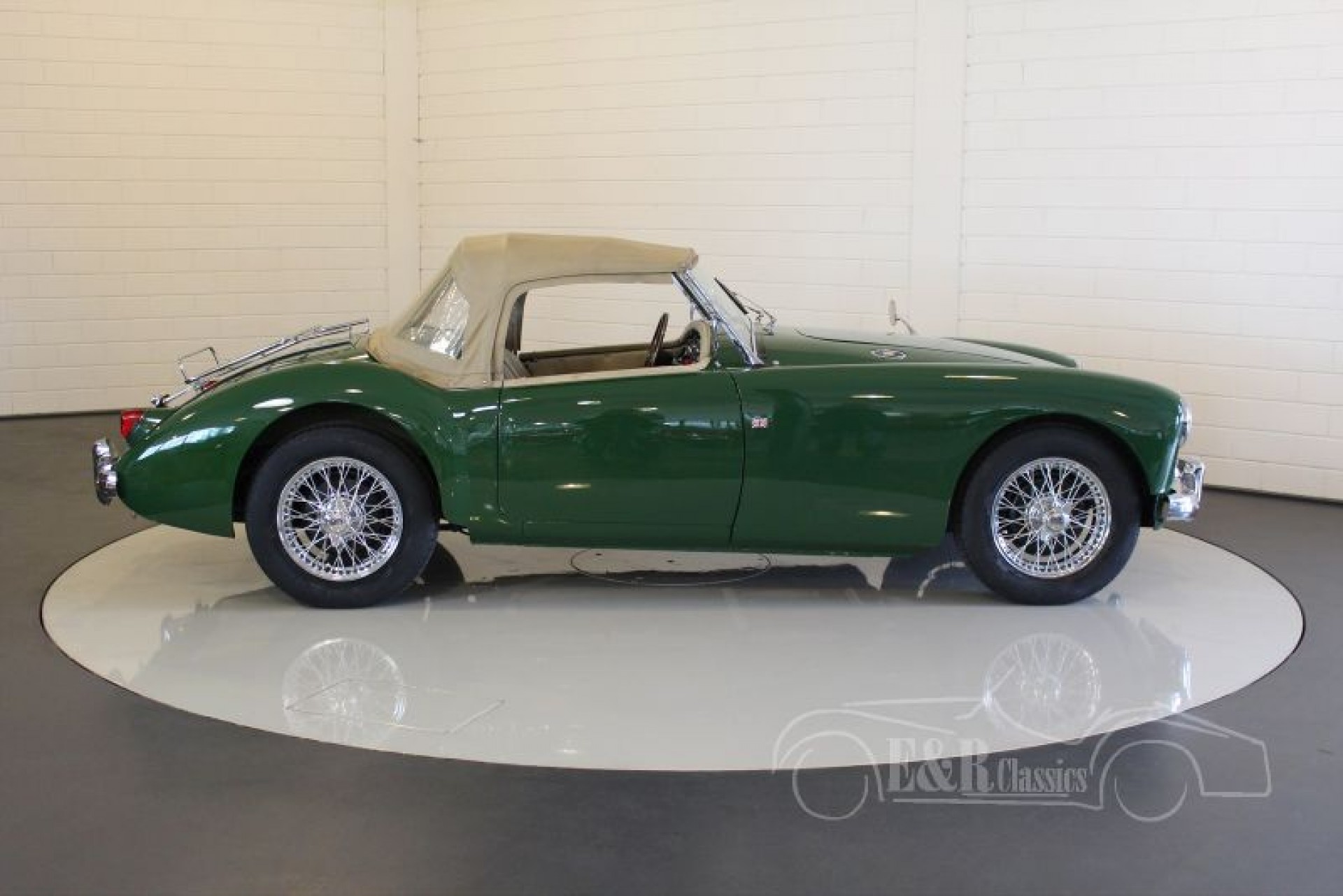 MGA Roadster 1958 for sale at ERclassics