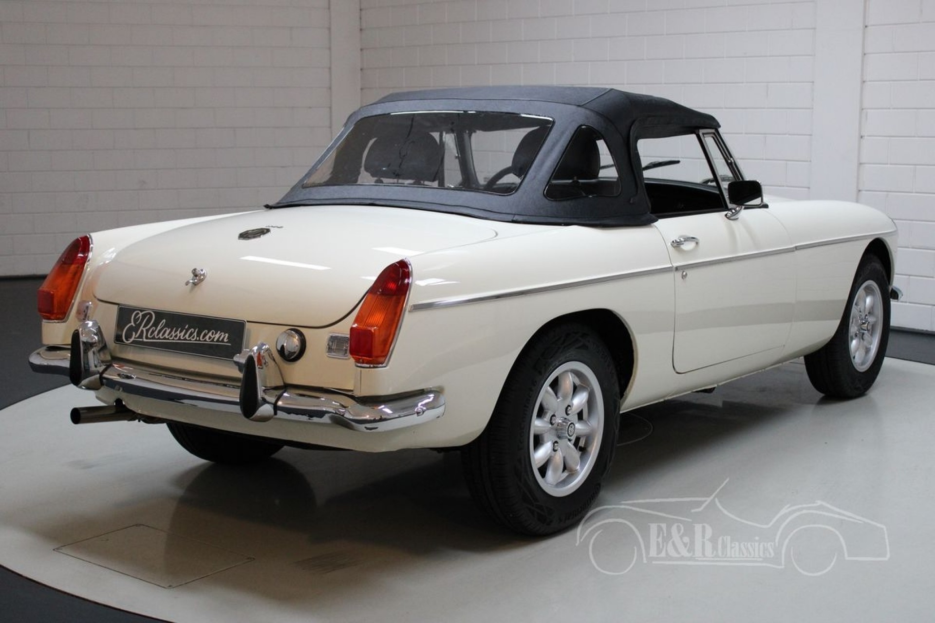MG MGB Restored 1971 for sale at ERclassics