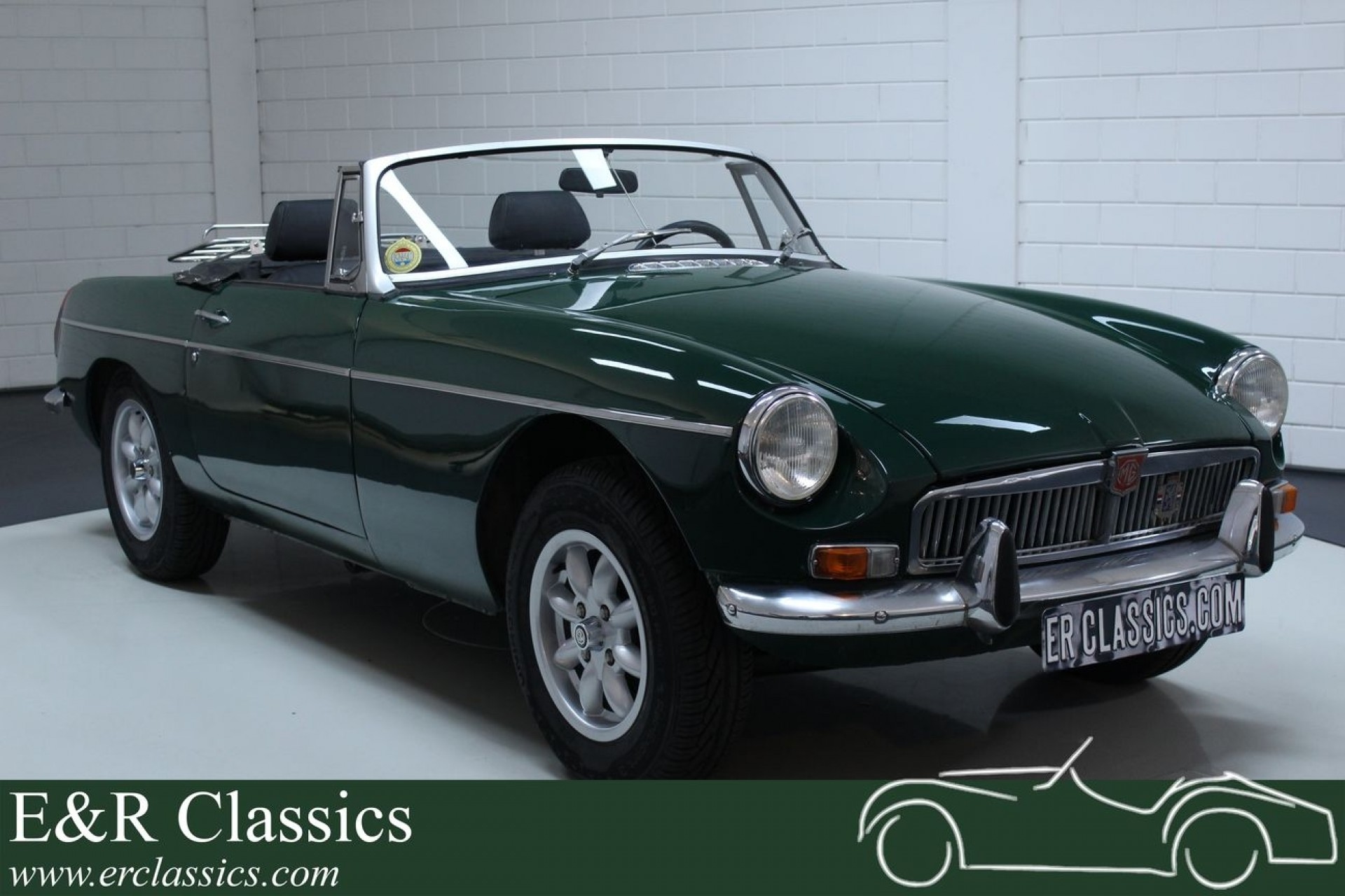 MG MGB 1974 for sale at ERclassics