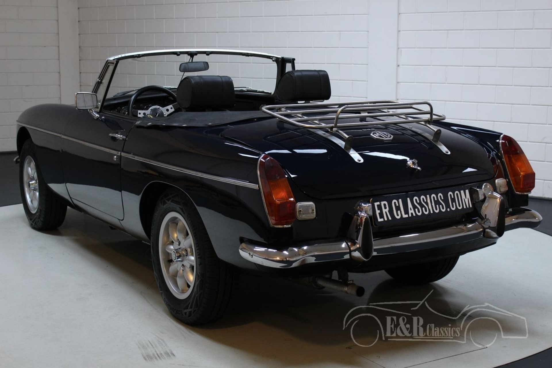 MG B Cabriolet 1975 for sale at ERclassics