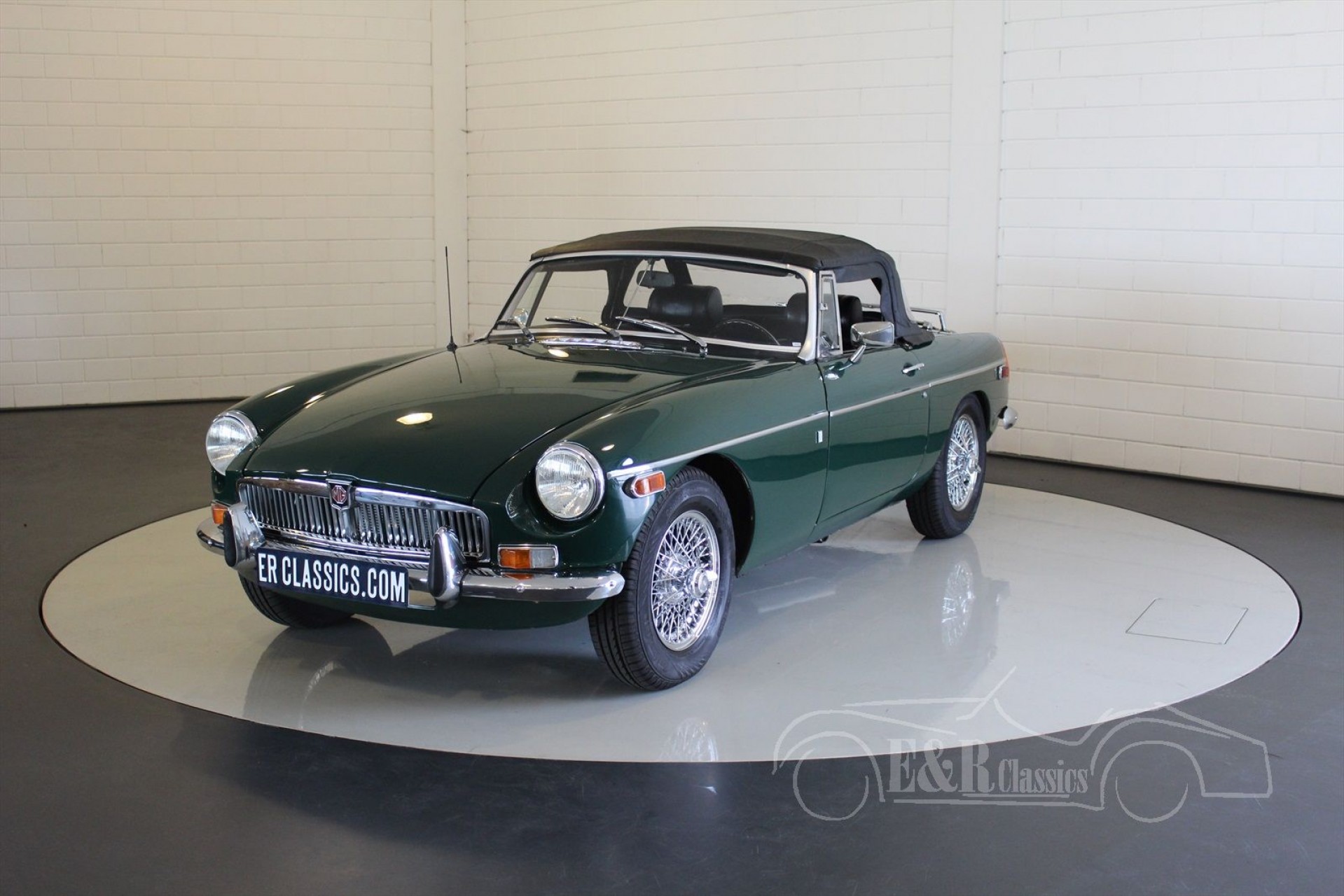 MGB roadster 1974 for sale at ERclassics