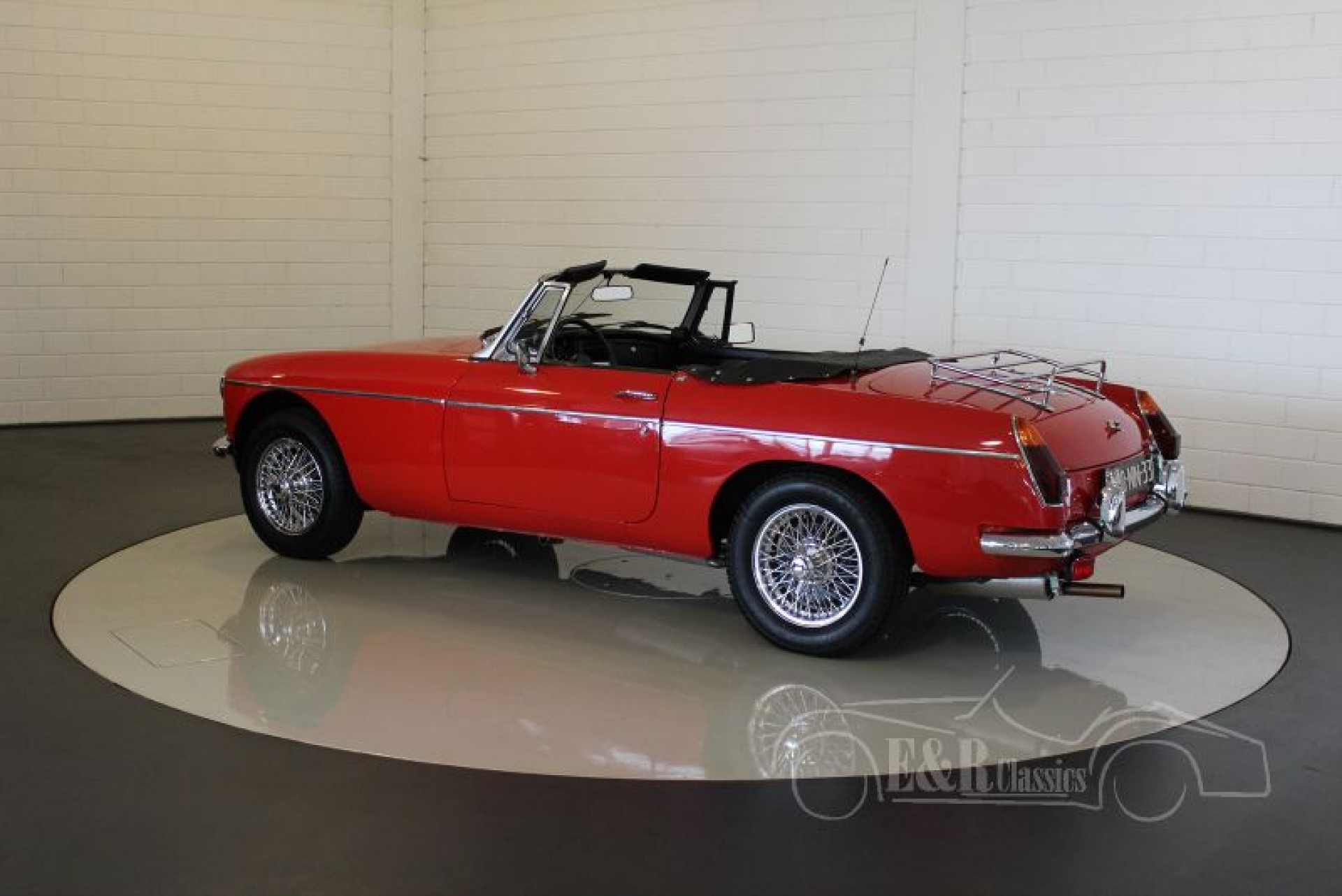 MGB roadster 1975 for sale at ERclassics