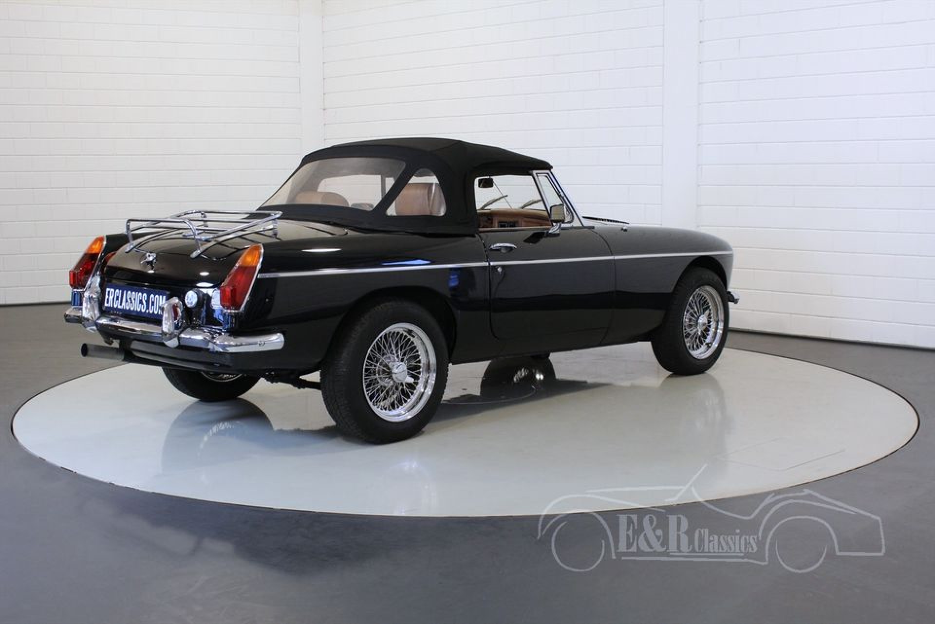 MGB V8 Cabriolet 1976 for sale at ERclassics