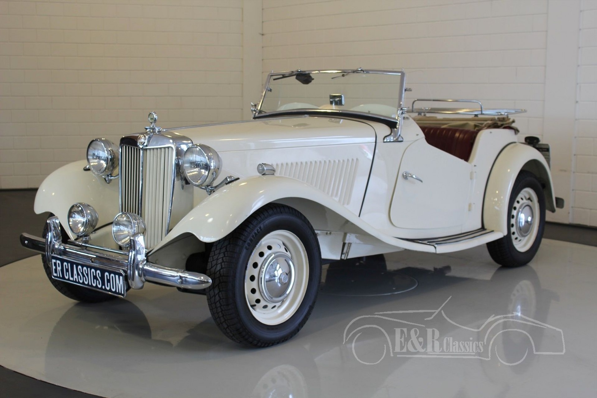 MG TD Cabriolet 1952 for sale at ERclassics