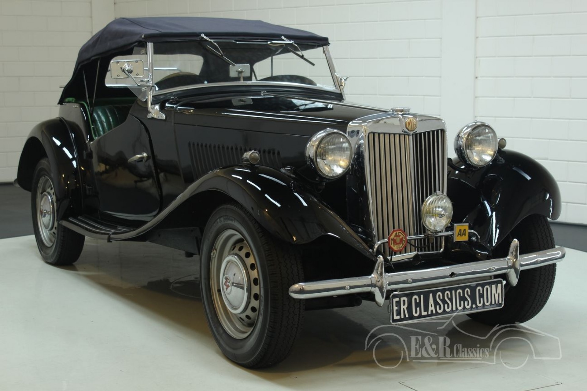 MG TD Roadster 1952 for sale at ERclassics