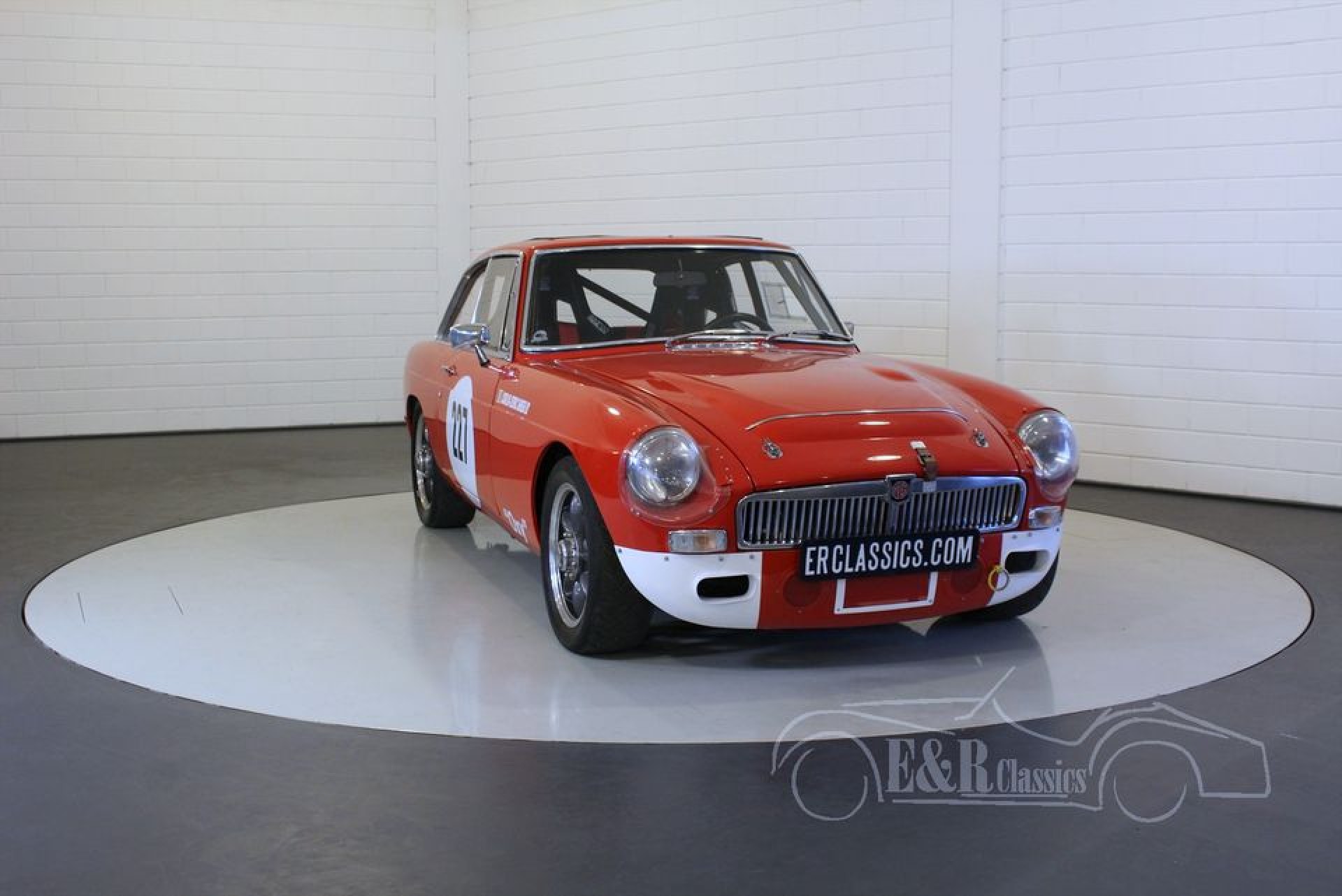 MGC GT 1968 for sale at ERclassics