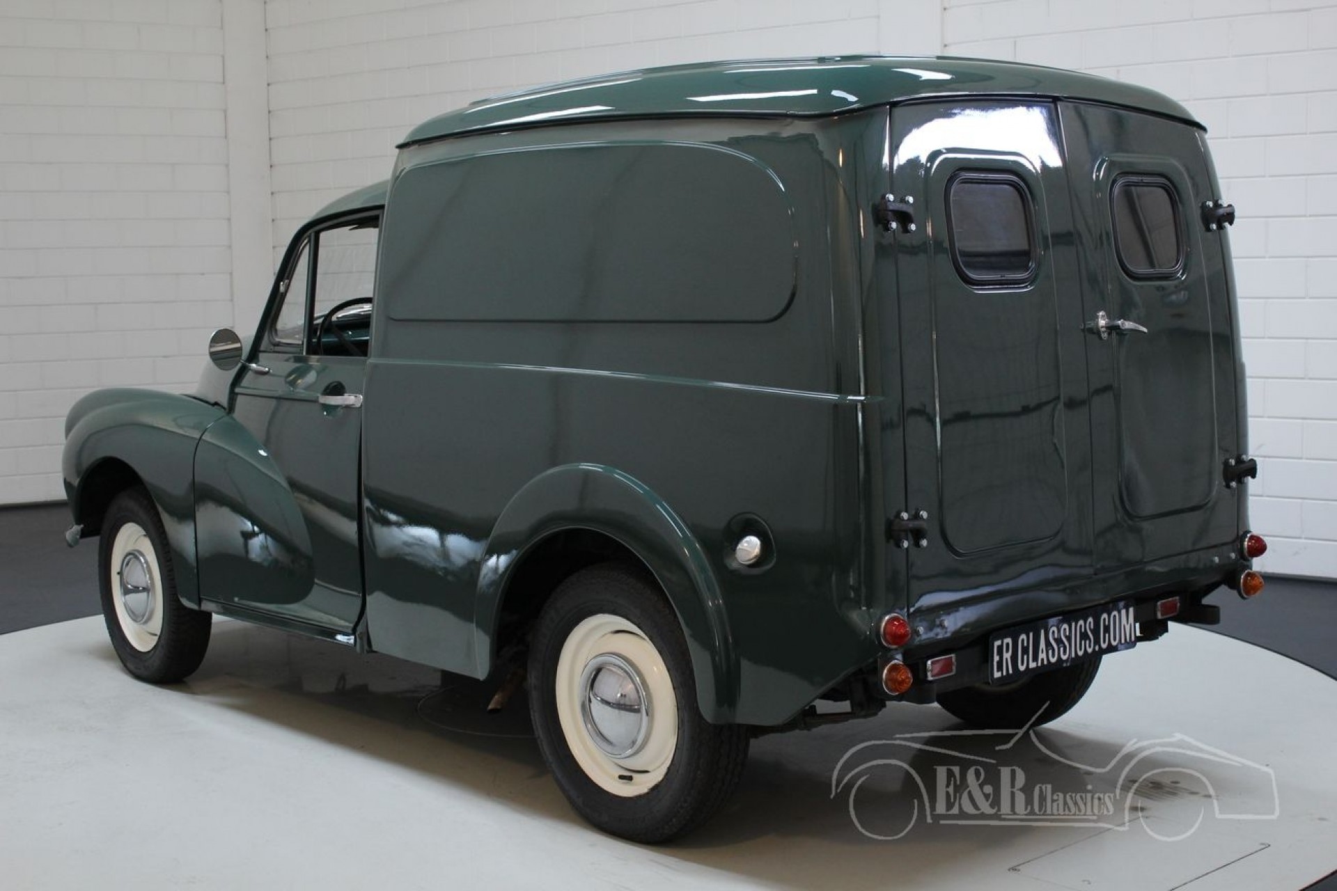 Morris Van 1960 in very beautiful condition for sale at ERclassics