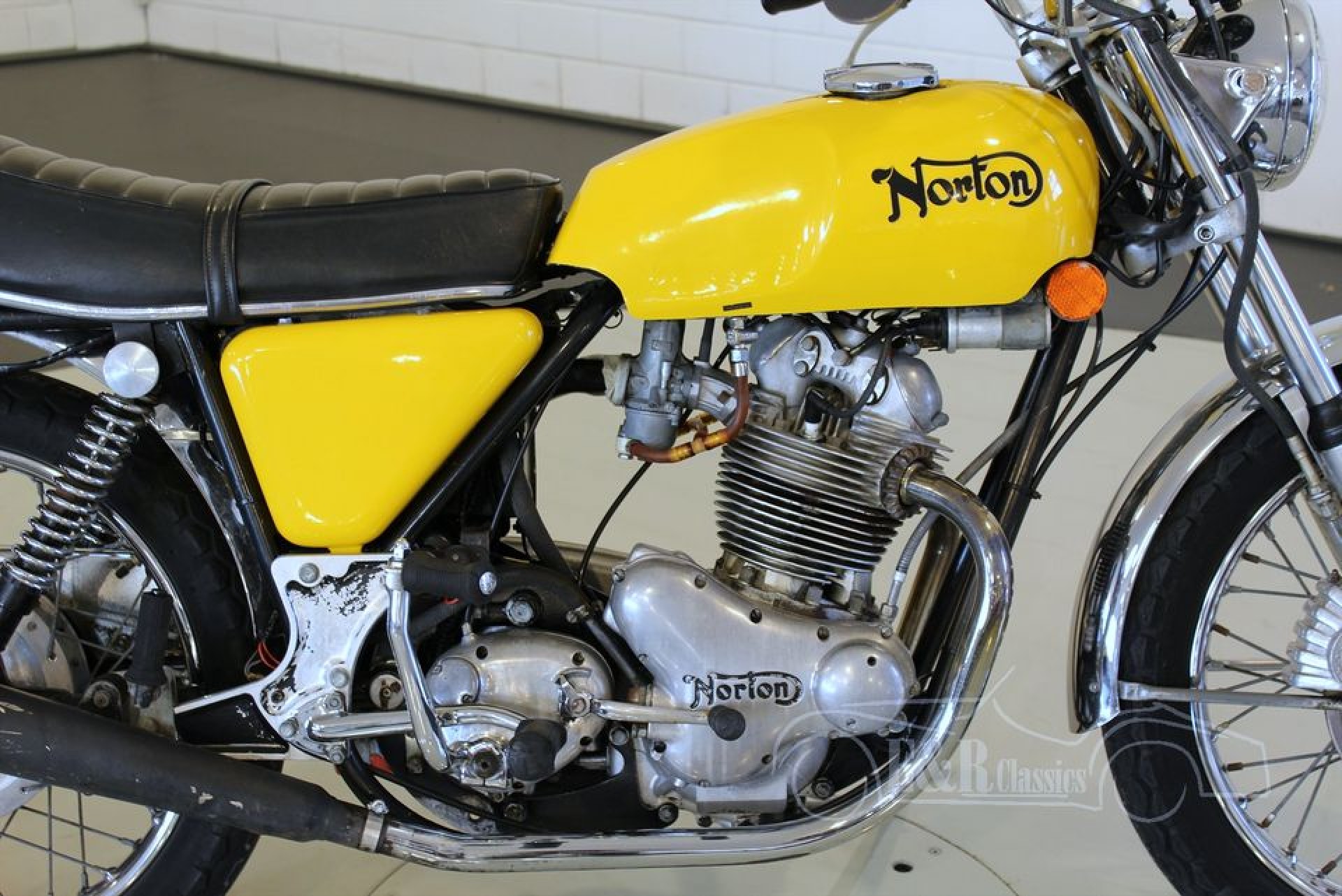 Norton Commando 750 1972 for sale at ERclassics