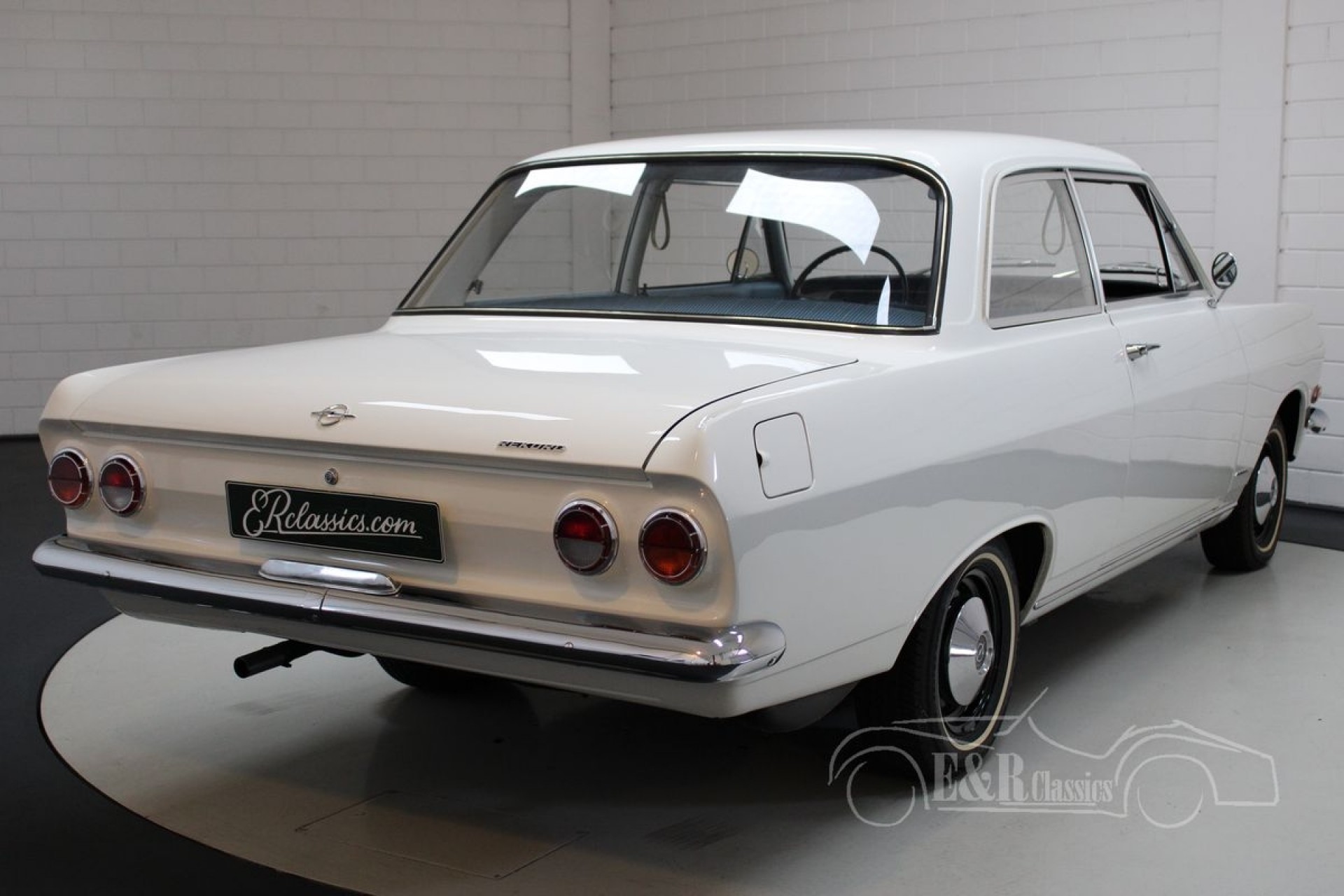 Opel Rekord berlina a 2 porte del 1966 in vendita su ERclassics
