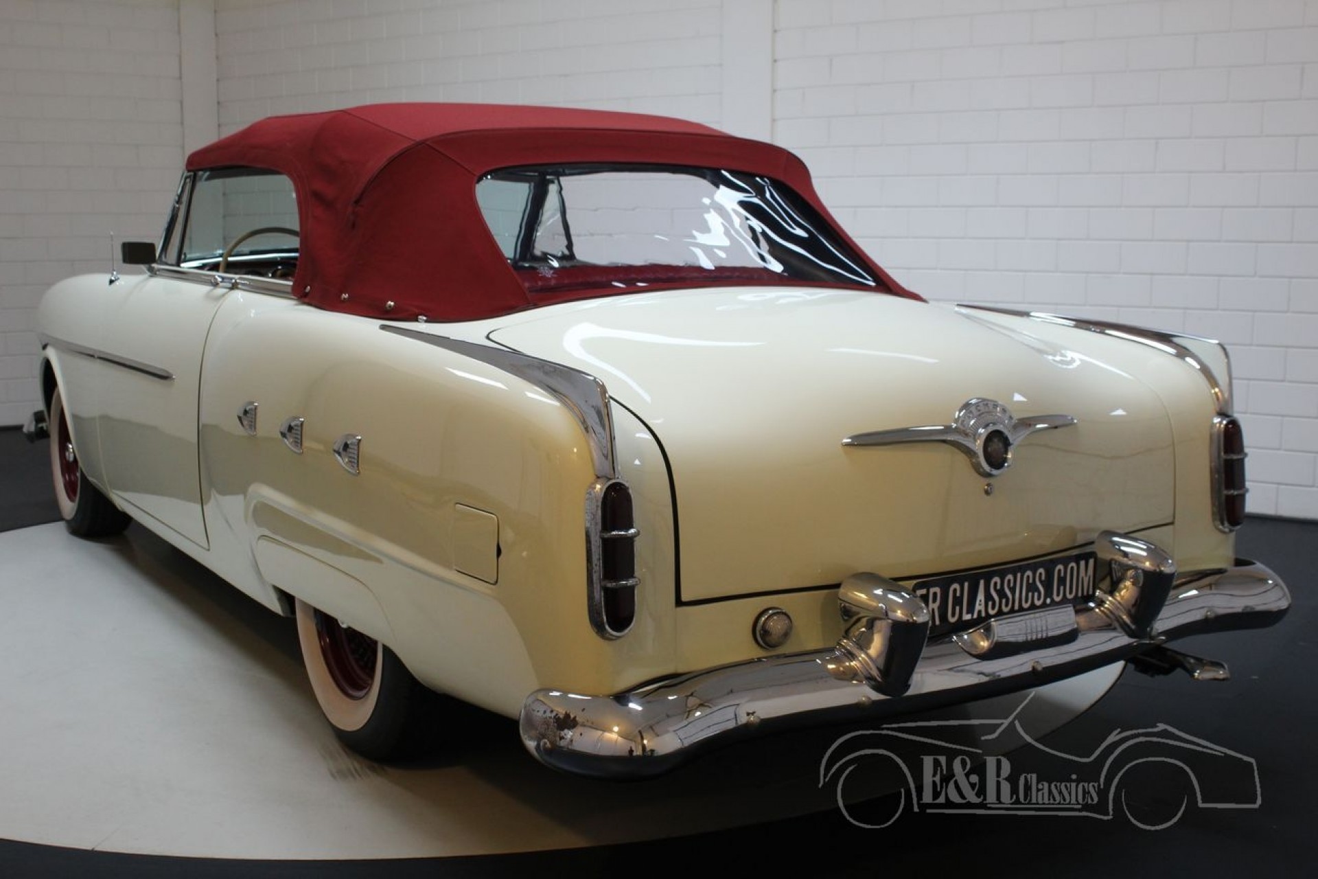 Packard Mayfair 250 Convertible 1952 for sale at ERclassics