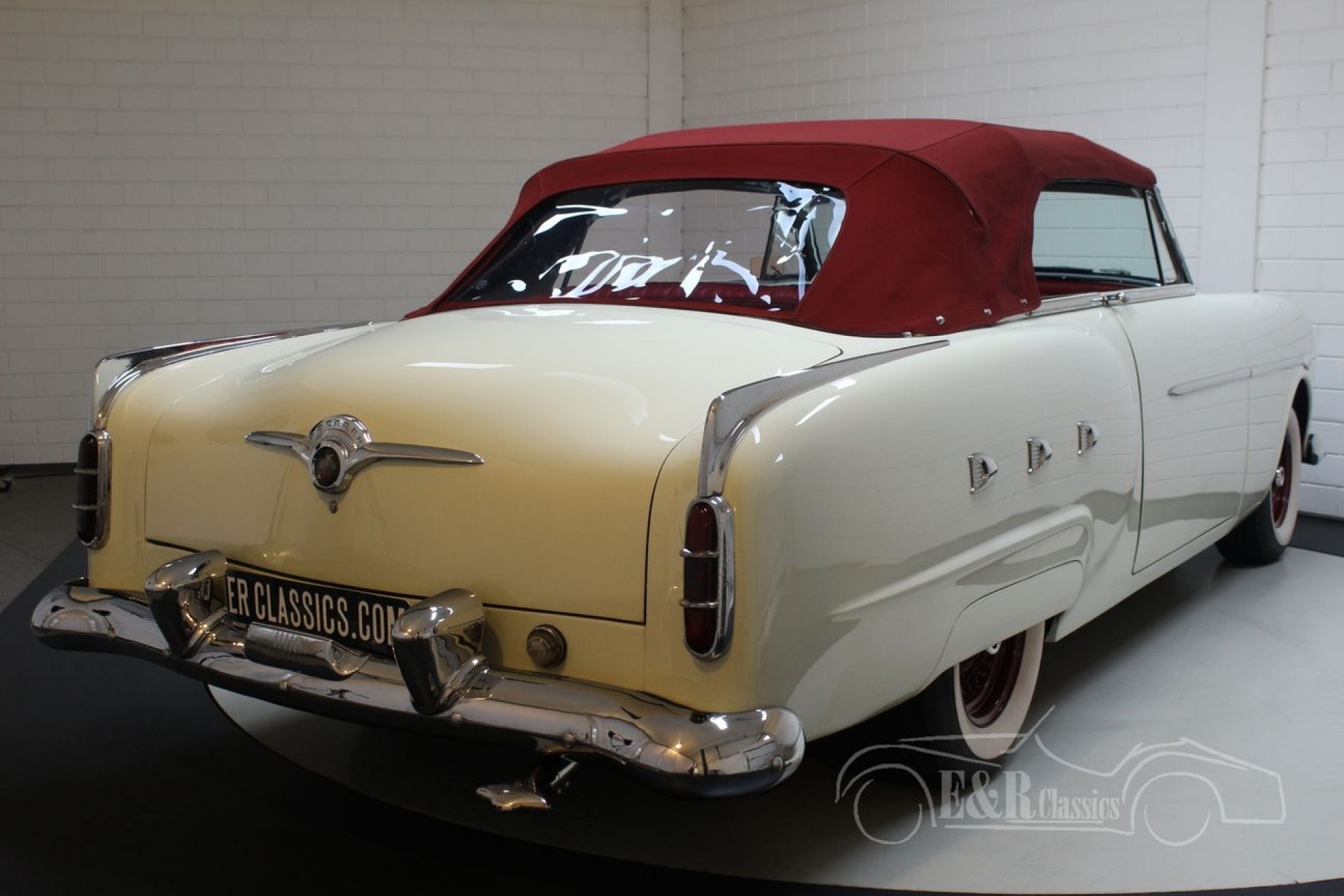 Packard Mayfair 250 Convertible 1952 for sale at ERclassics