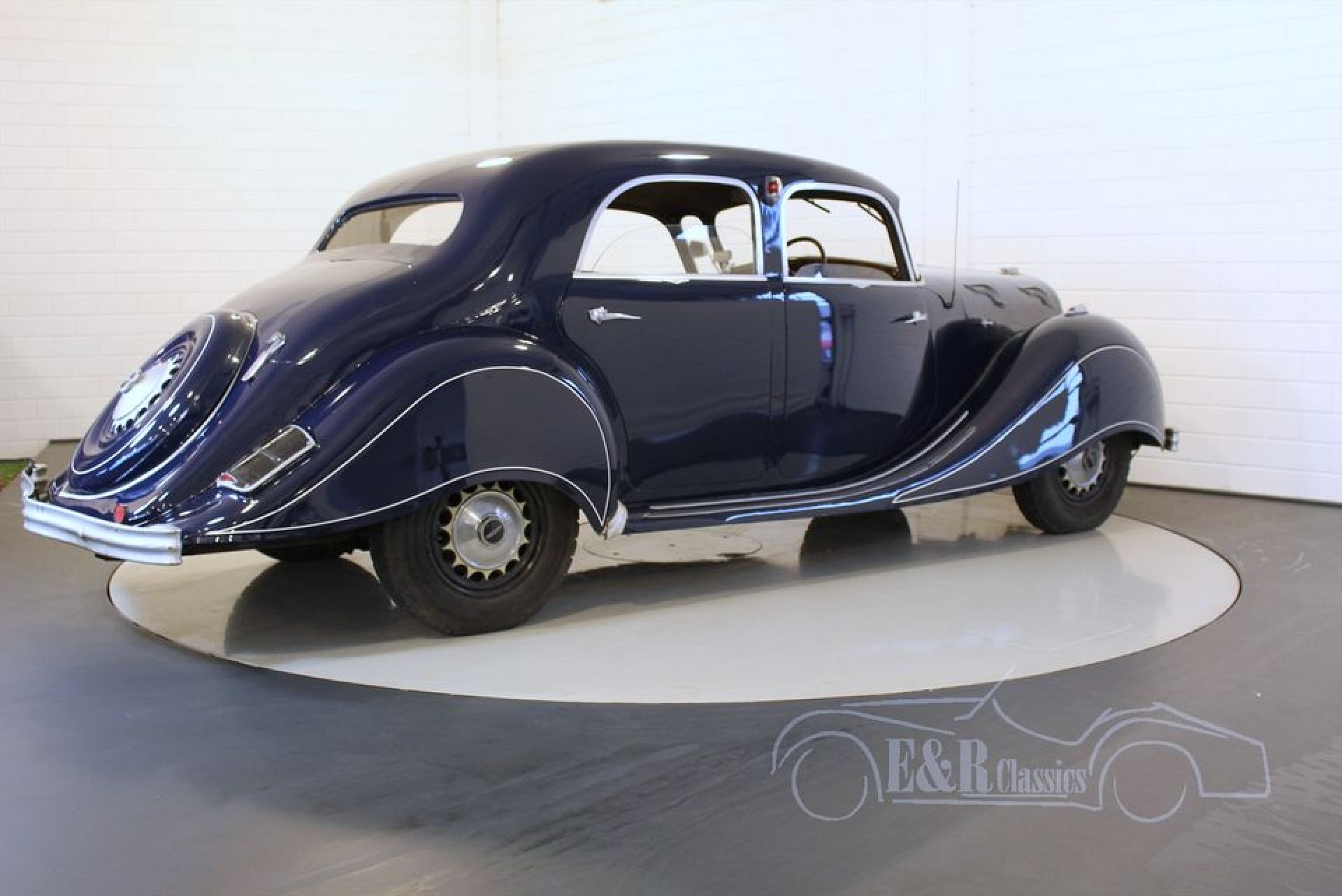 Panhard Dynamic X77 1937 for sale at ERclassics