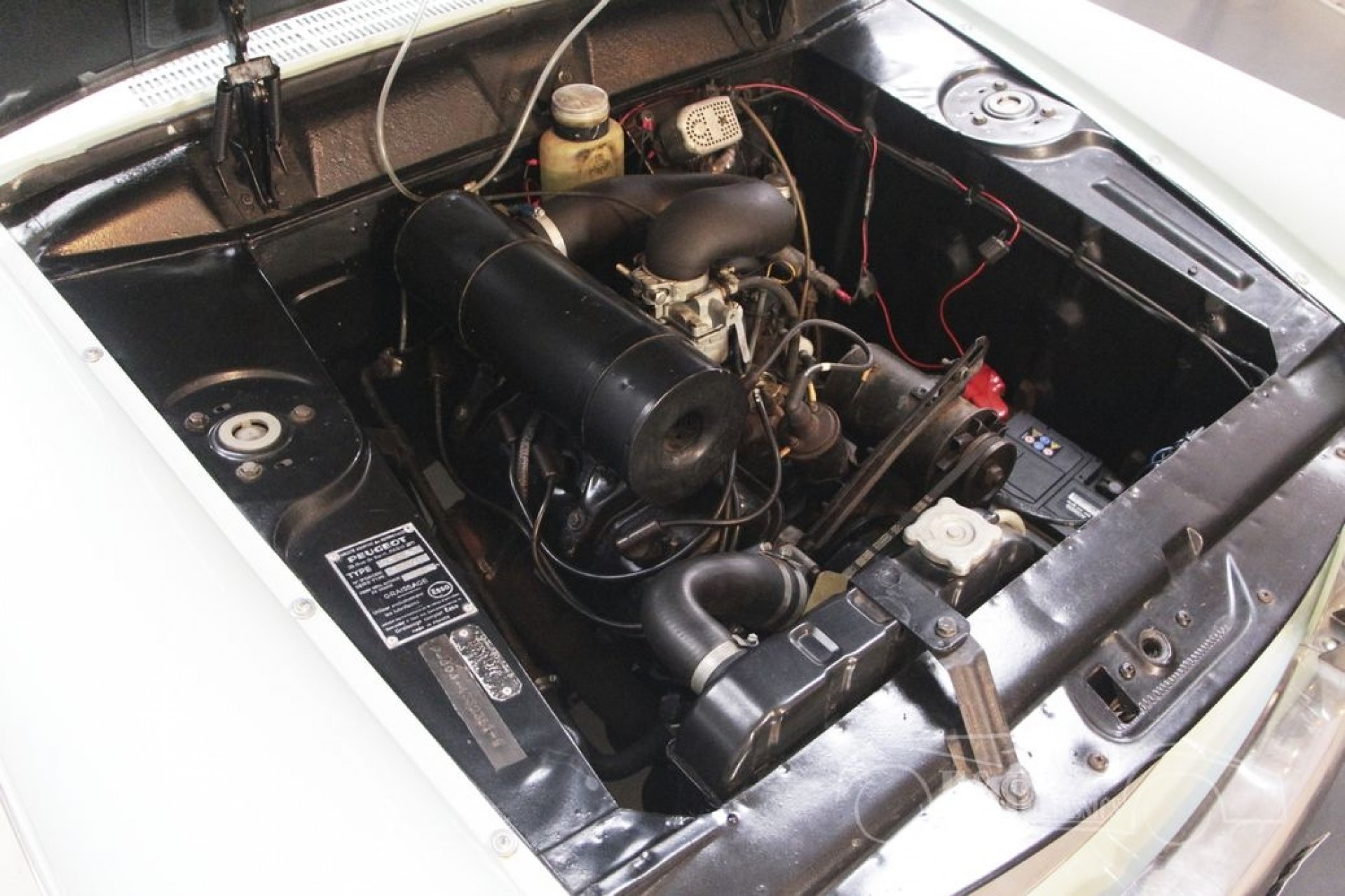 Peugeot 404 for sale at ERclassics