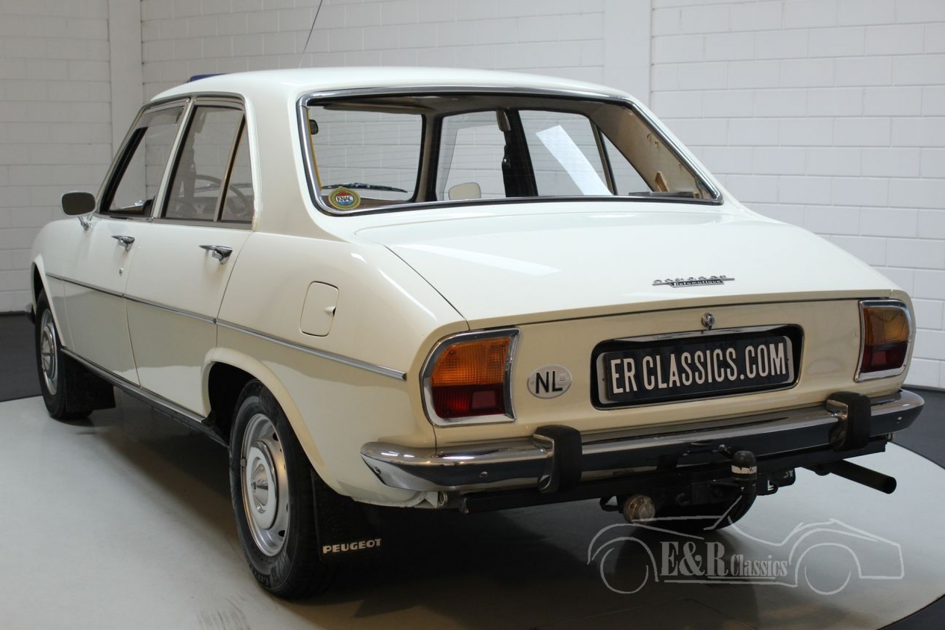 Peugeot 504 Sedan 1971 for sale at ERclassics