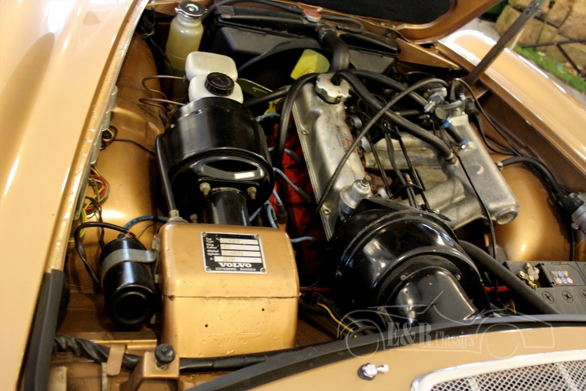 Volvo Classic Cars | Volvo oldtimers for sale at E & R Classic Cars!