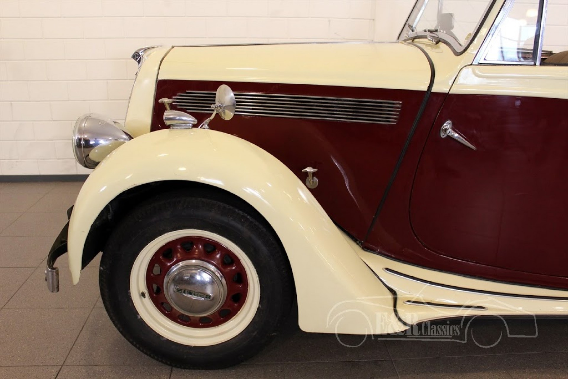 Singer Classic Cars | Singer oldtimers for sale at E & R Classic Cars!