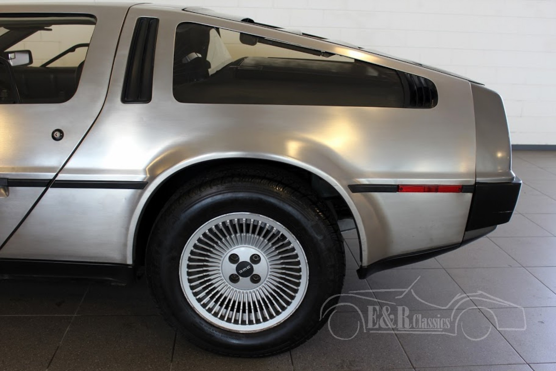 DMC Classic Cars | DMC oldtimers for sale at E & R Classic Cars!