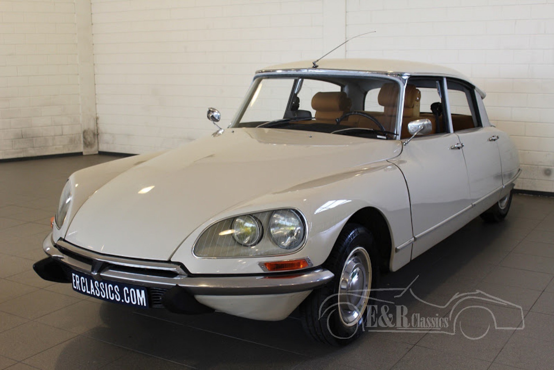 Citroen Classic Cars | Citroen oldtimers for sale at E & R Classic Cars!