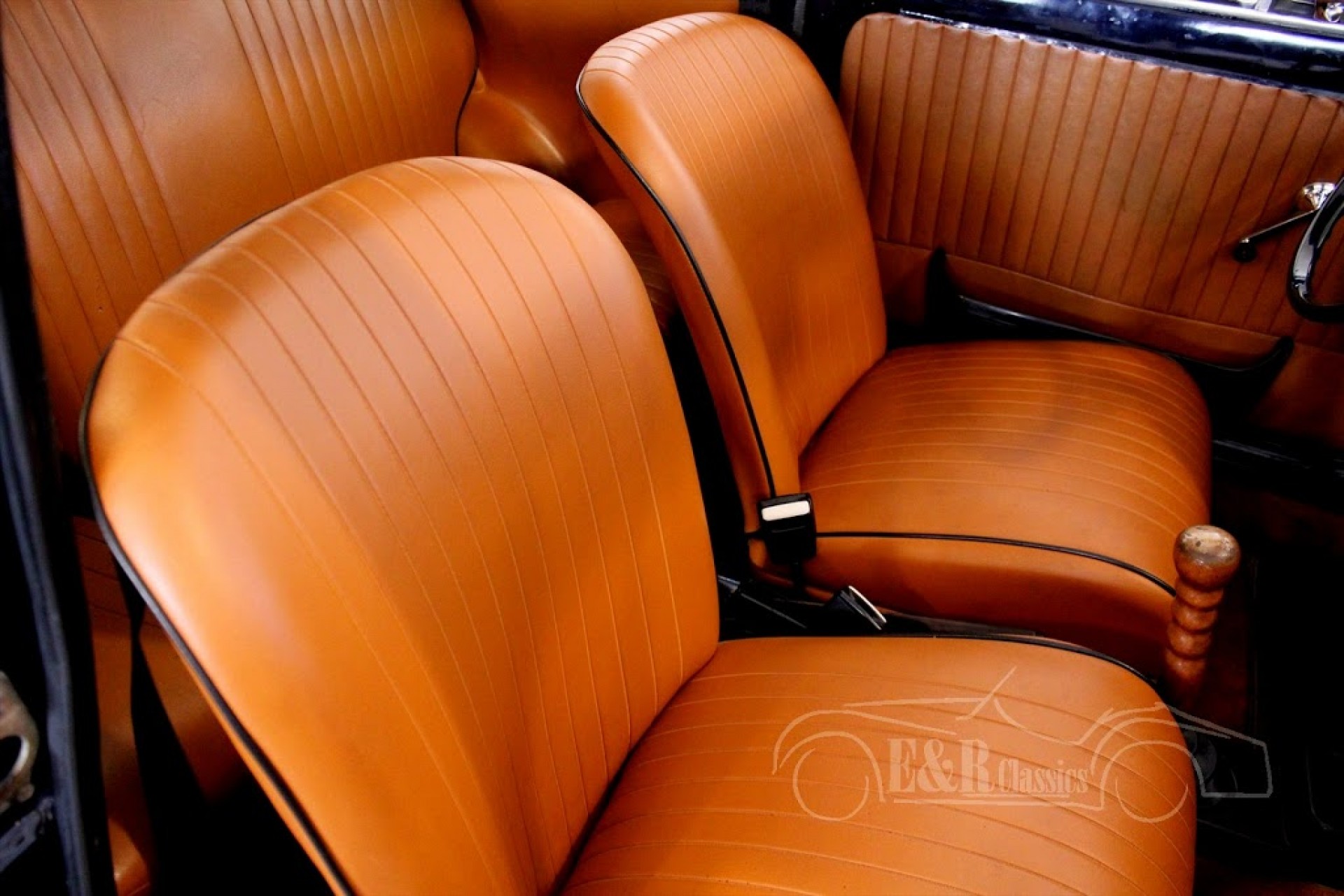 Mașini clasice Fiat | Fiat vechi de vânzare la E & R Classic Cars!