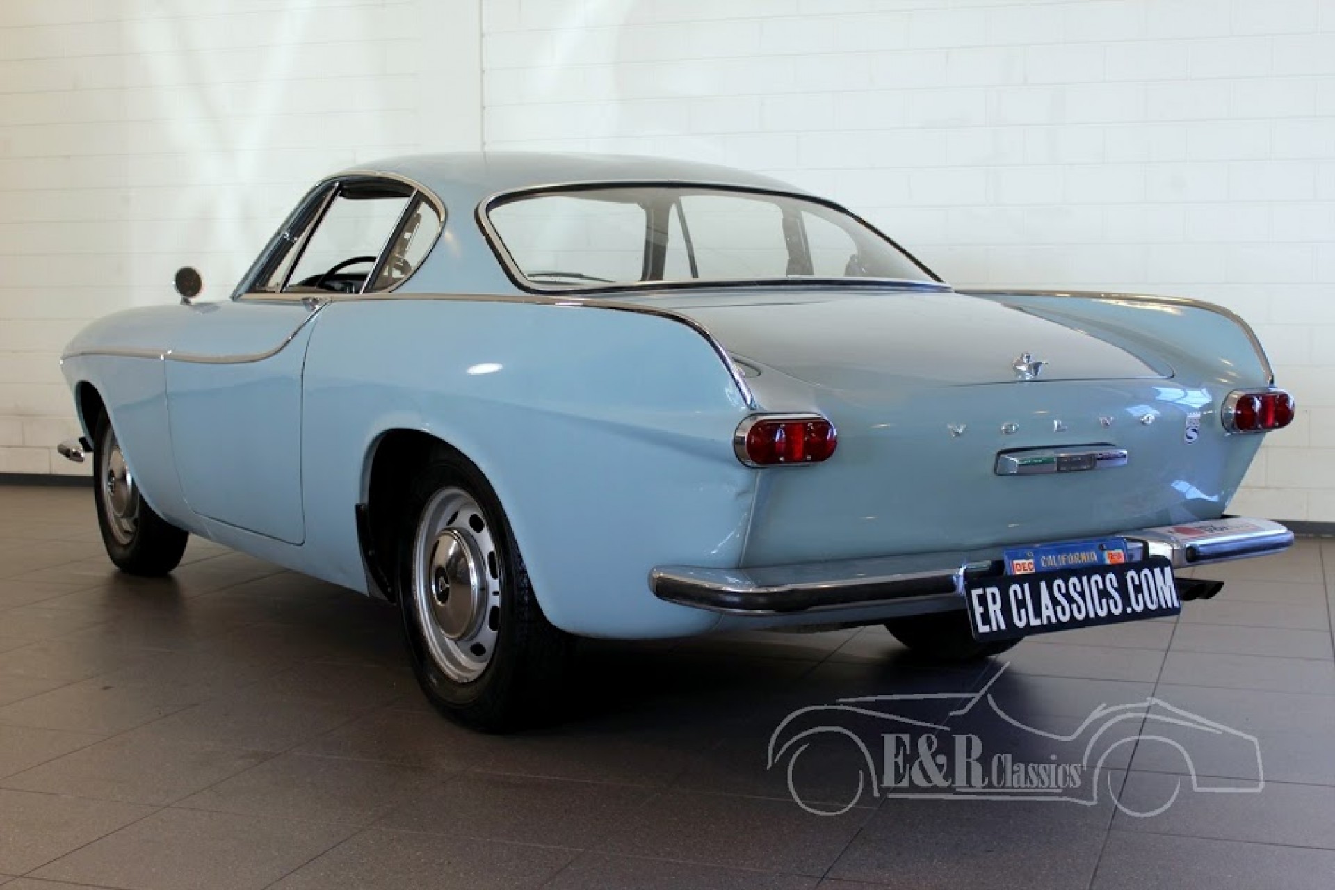 Volvo Classic Cars | Volvo oldtimers for sale at E & R Classic Cars!