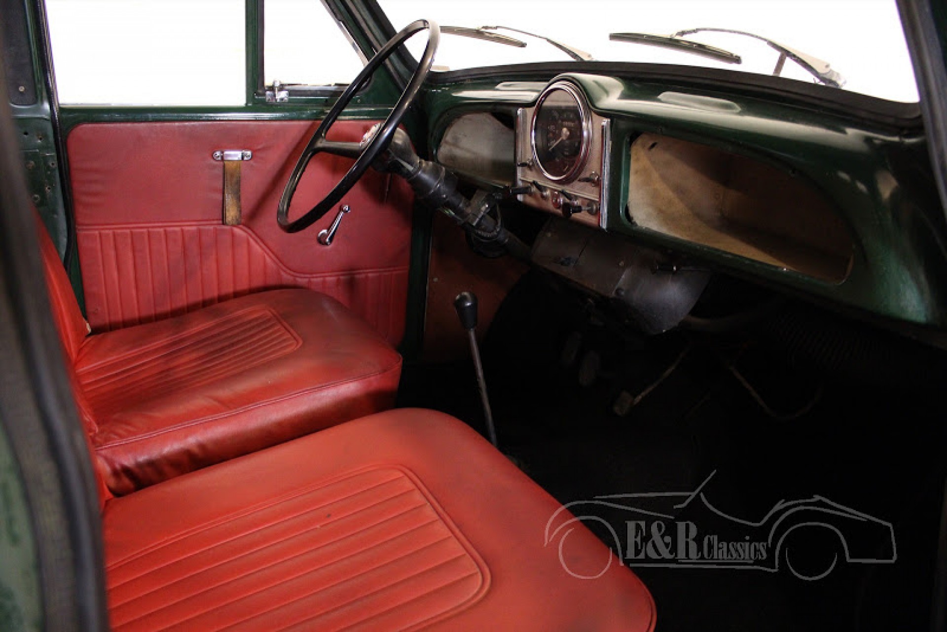 Morris Classic Cars | Morris oldtimers for sale at E & R Classic Cars!