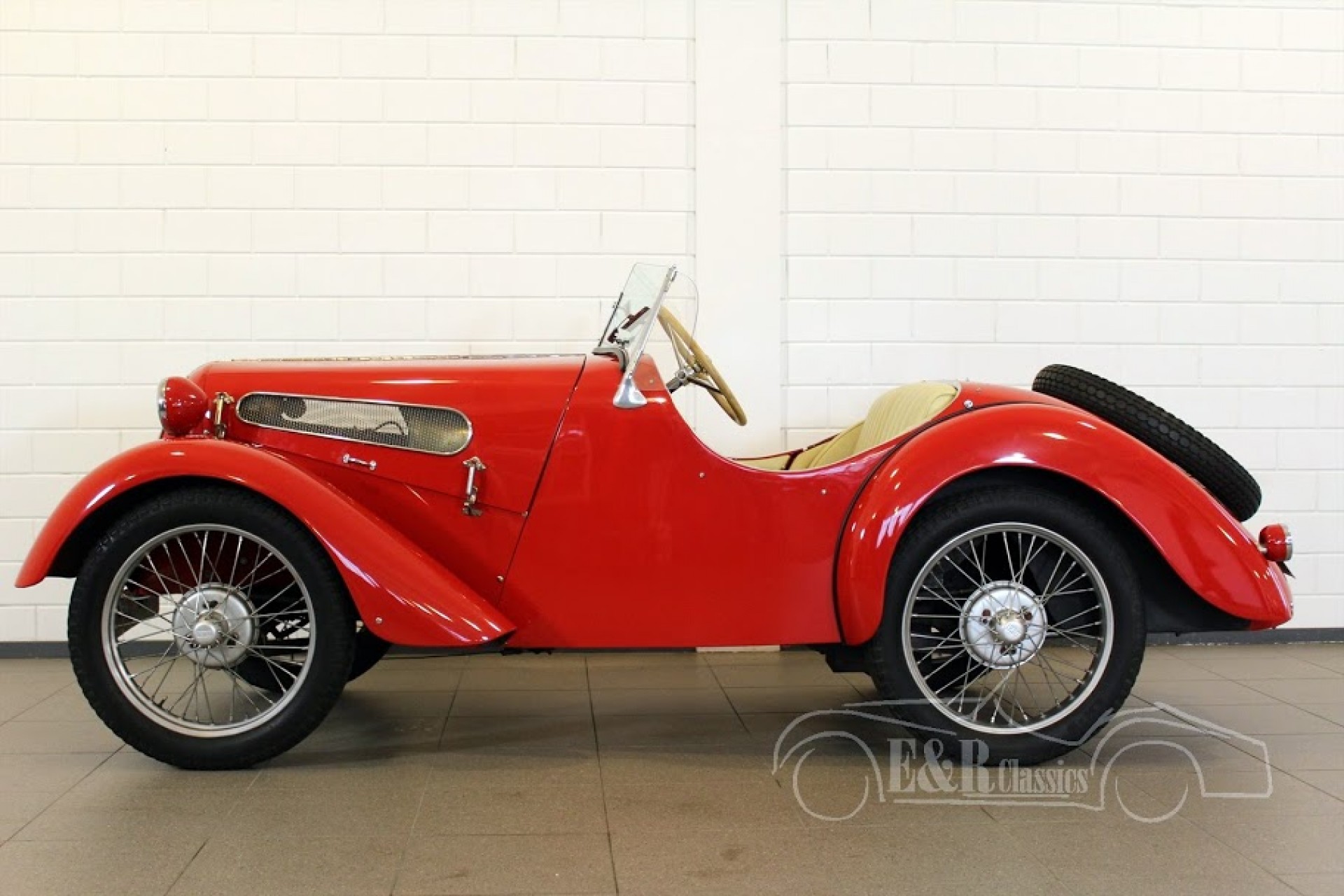 BMW Classic Cars | BMW oldtimers for sale at E & R Classic Cars!