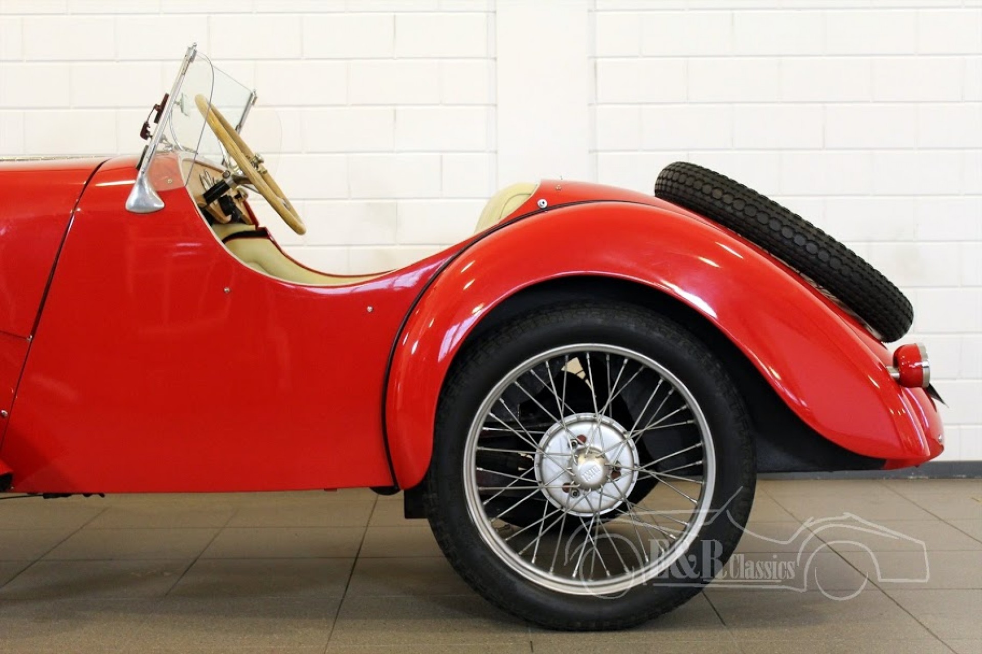 BMW Classic Cars | BMW oldtimers for sale at E & R Classic Cars!