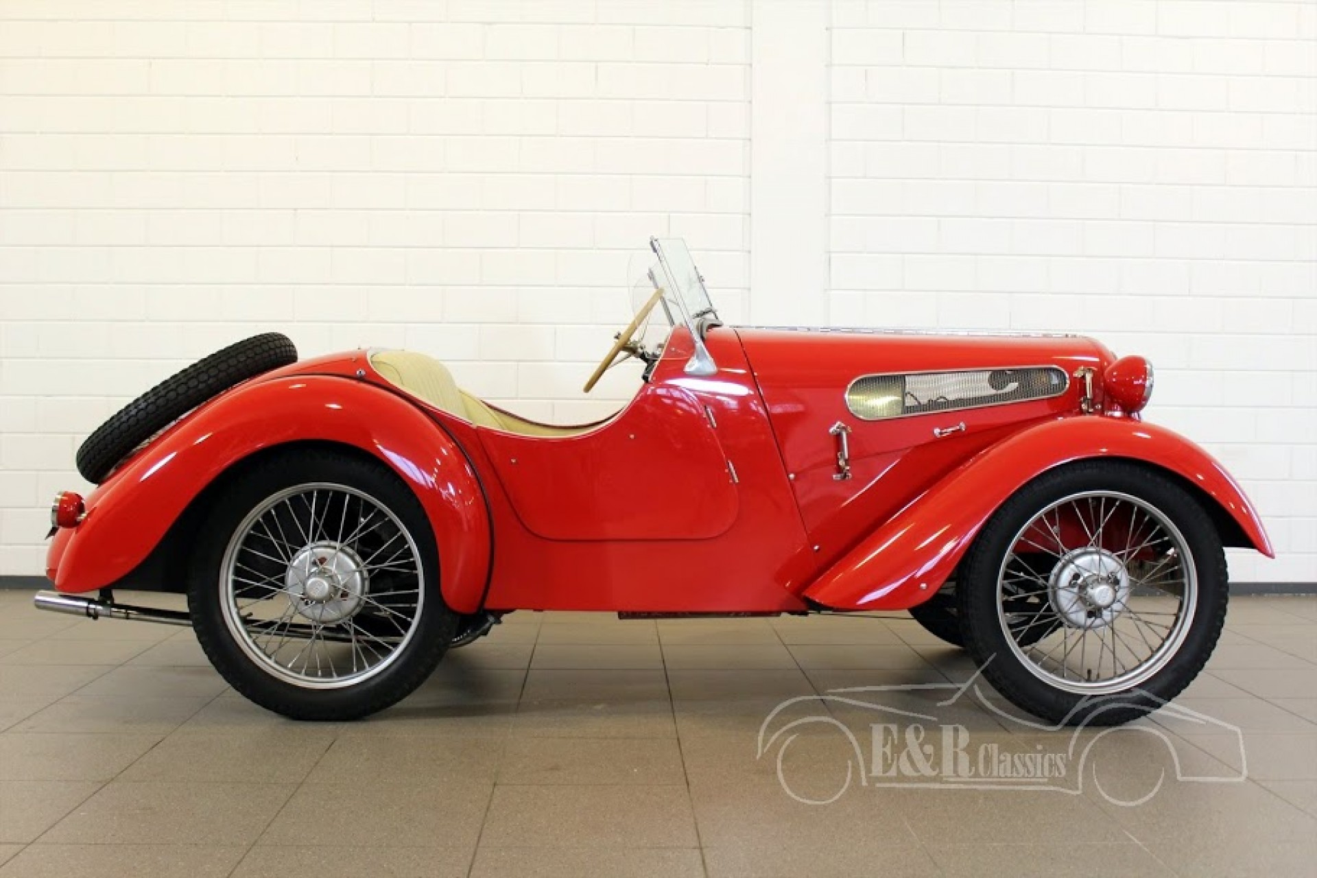 BMW Classic Cars | BMW oldtimers for sale at E & R Classic Cars!