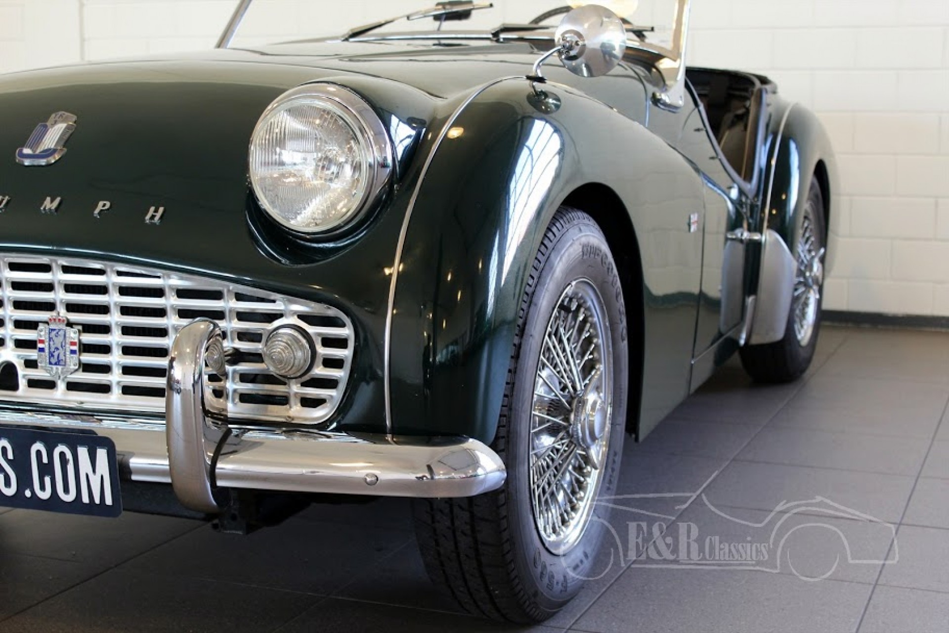 Triumph Classic Cars | Triumph oldtimers for sale at E & R Classic Cars!