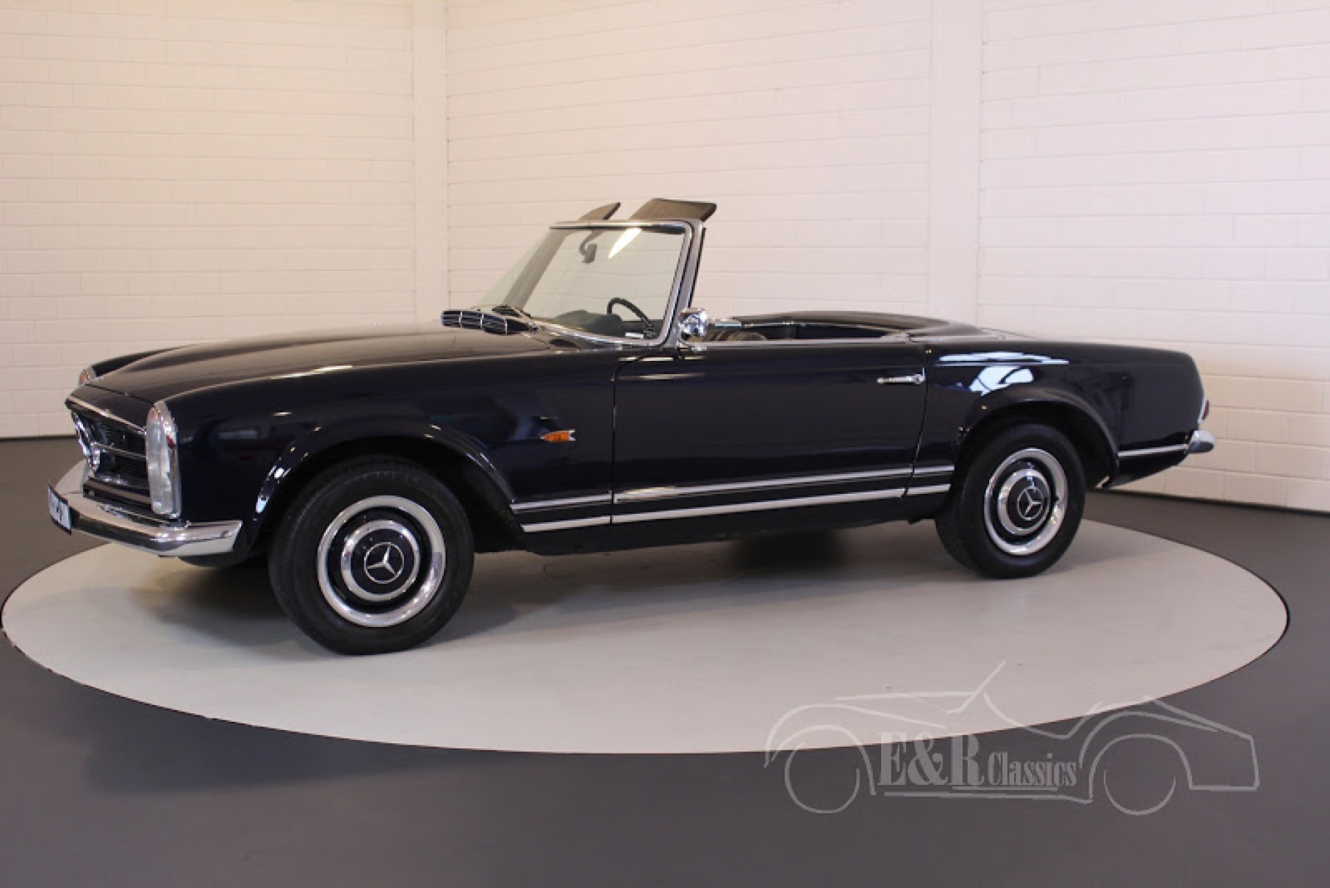 Mercedes Benz Classic Cars | Mercedes Benz oldtimers for sale at E & R ...