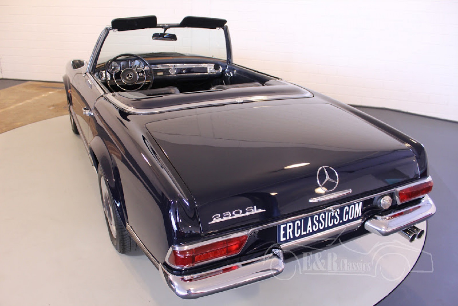 Mercedes Benz Classic Cars | Mercedes Benz oldtimers for sale at E & R ...