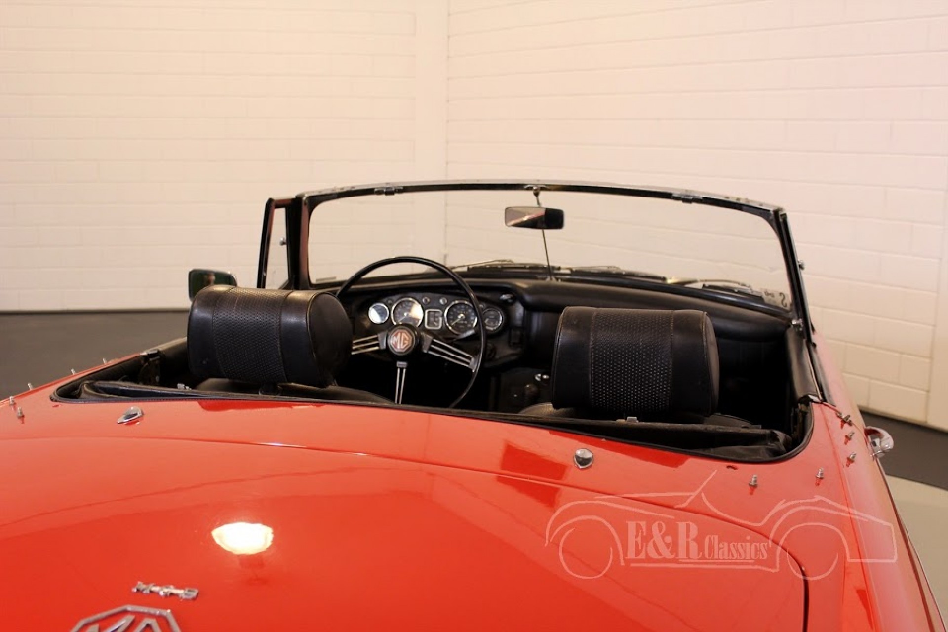 MG Classic Cars | MG oldtimers for sale at E & R Classic Cars!