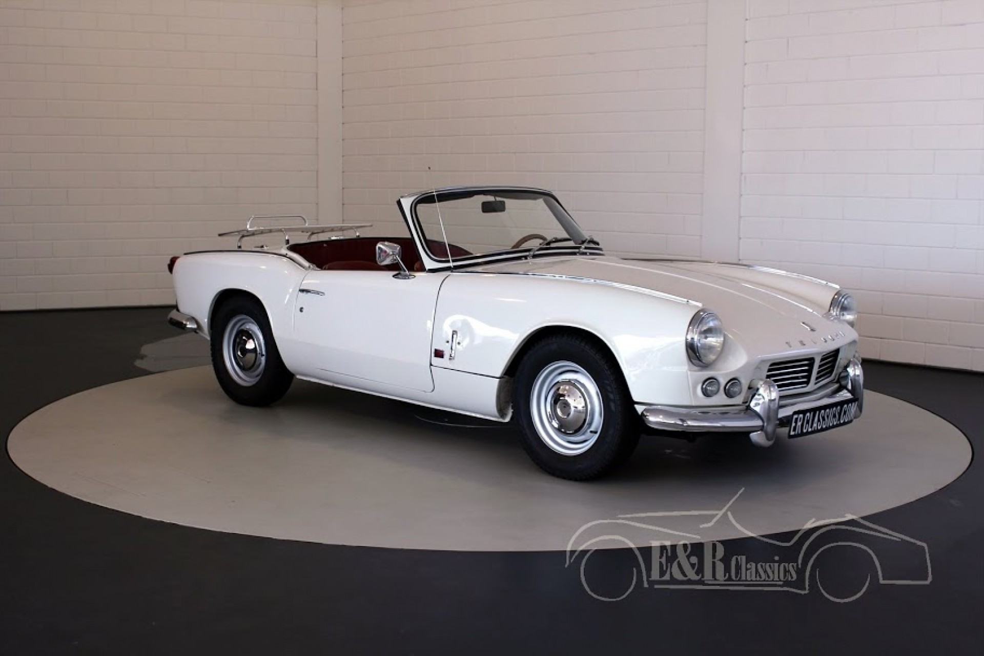 Triumph Classic Cars | Triumph oldtimers for sale at E & R Classic Cars!