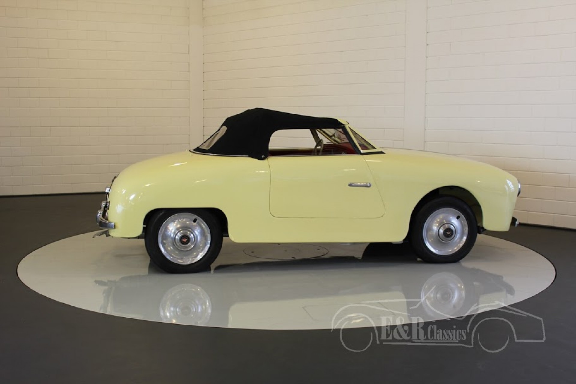 Panhard Classic Cars | Panhard oldtimers for sale at E & R Classic Cars!