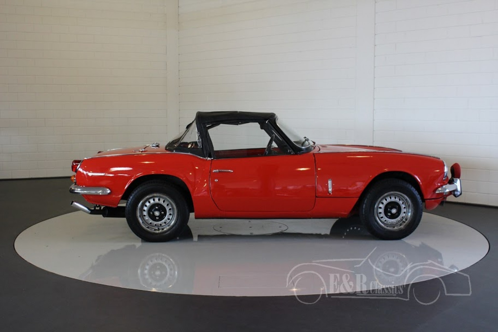 Triumph Classic Cars | Triumph oldtimers for sale at E & R Classic Cars!