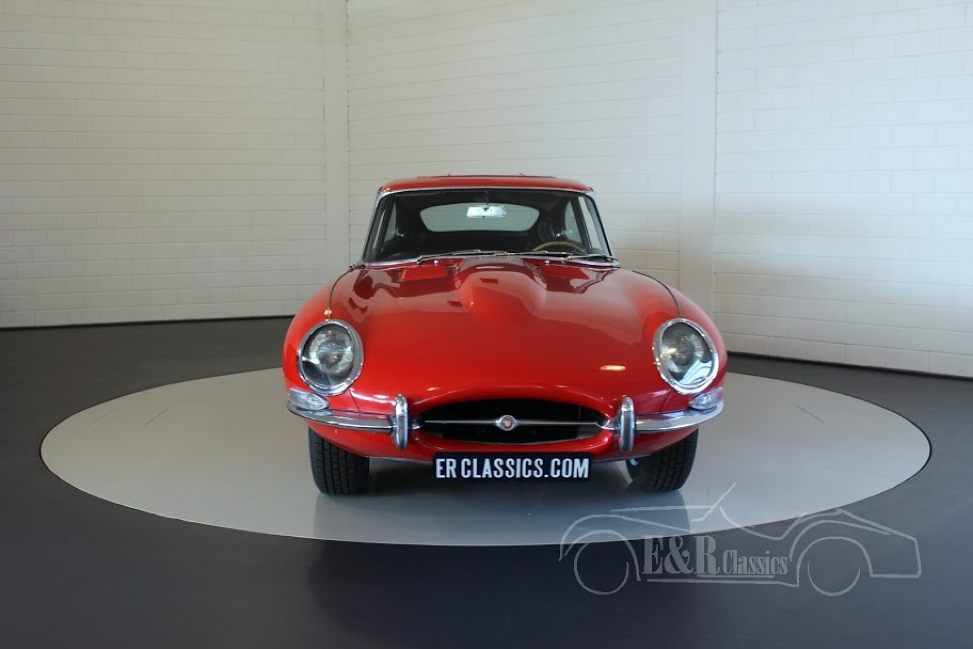 Jaguar Classic Cars | Jaguar oldtimers for sale at E & R Classic Cars!