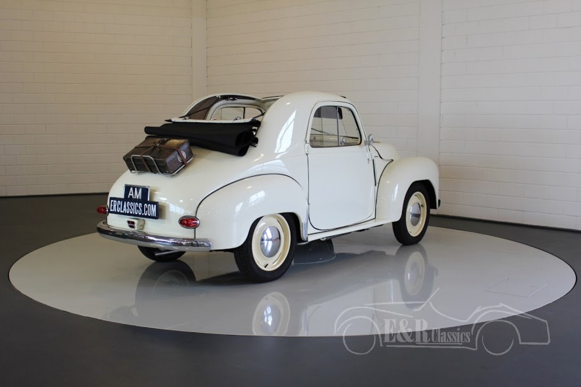 Simca Classic Cars | Simca oldtimers for sale at E & R Classic Cars!
