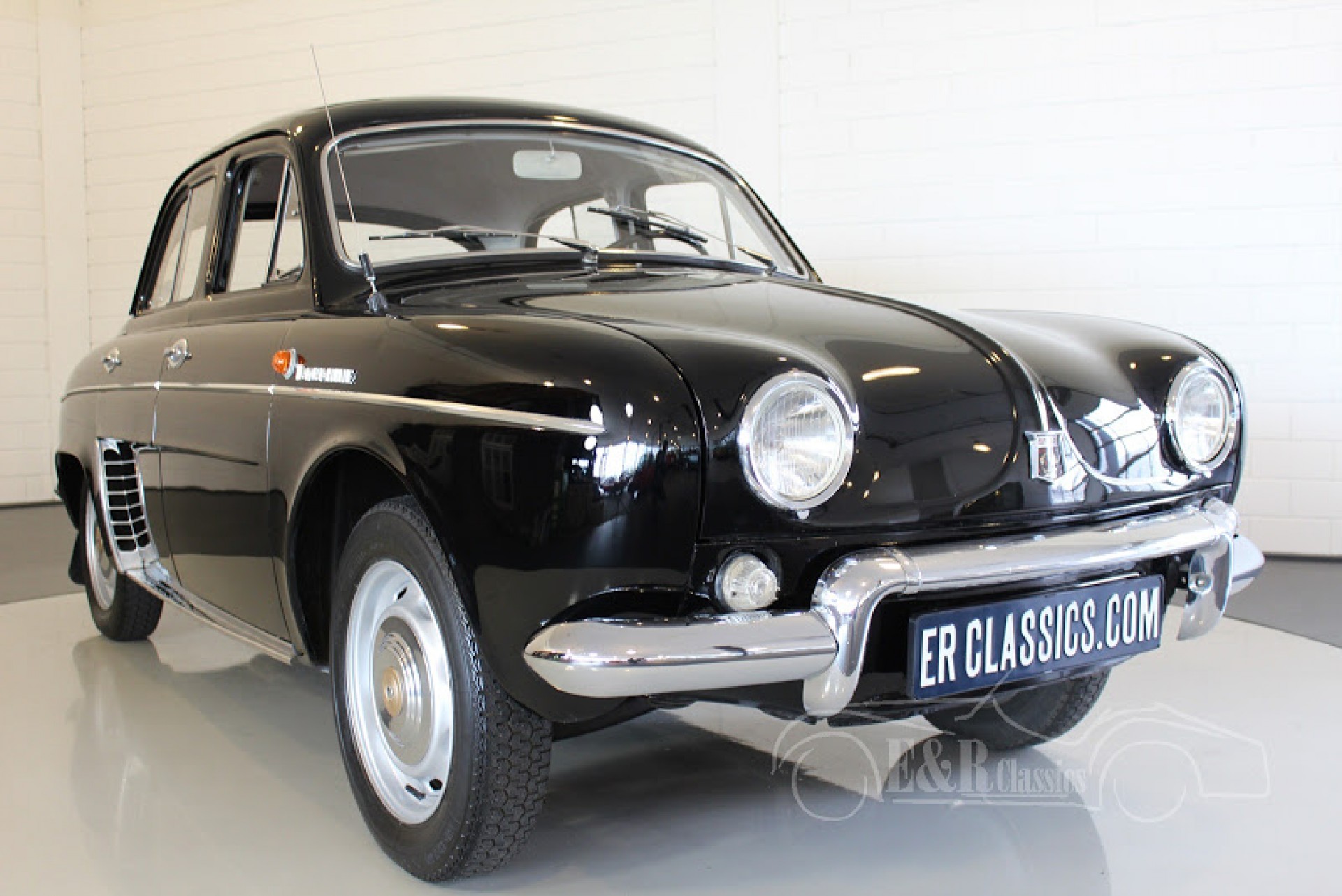 Renault Classic Cars | Renault oldtimers till salu på E & R Classic Cars!