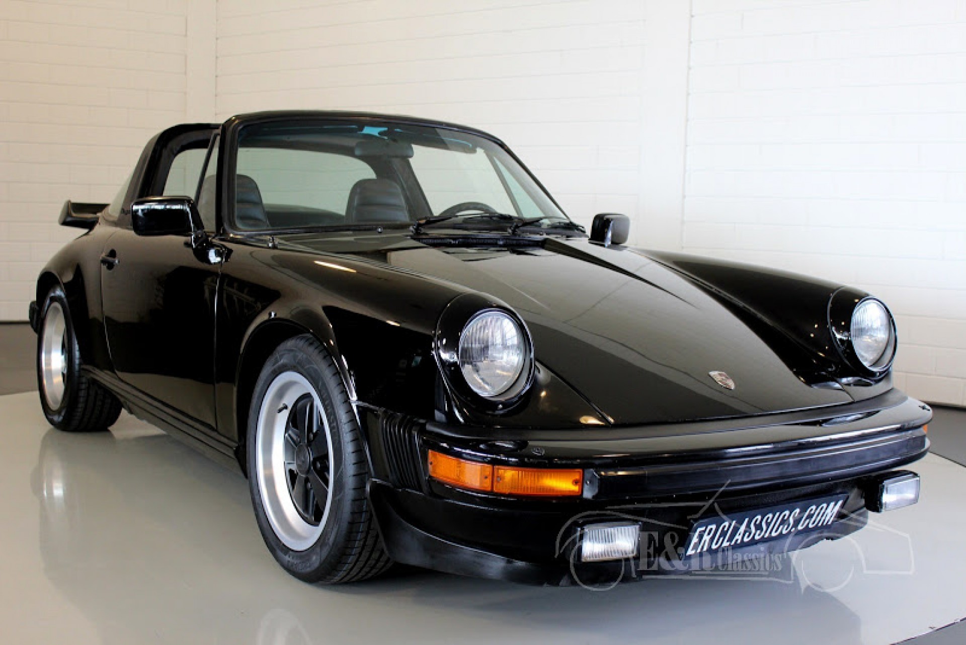 Porsche Classic Cars | Porsche oldtimers for sale at E & R Classic Cars!