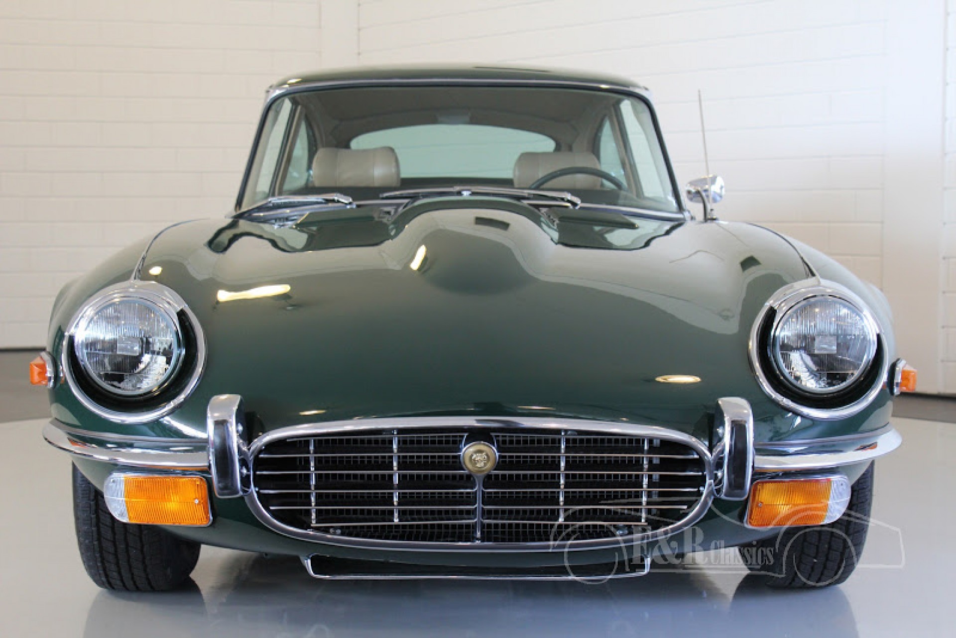 Jaguar Classic Cars | Jaguar oldtimers for sale at E & R Classic Cars!